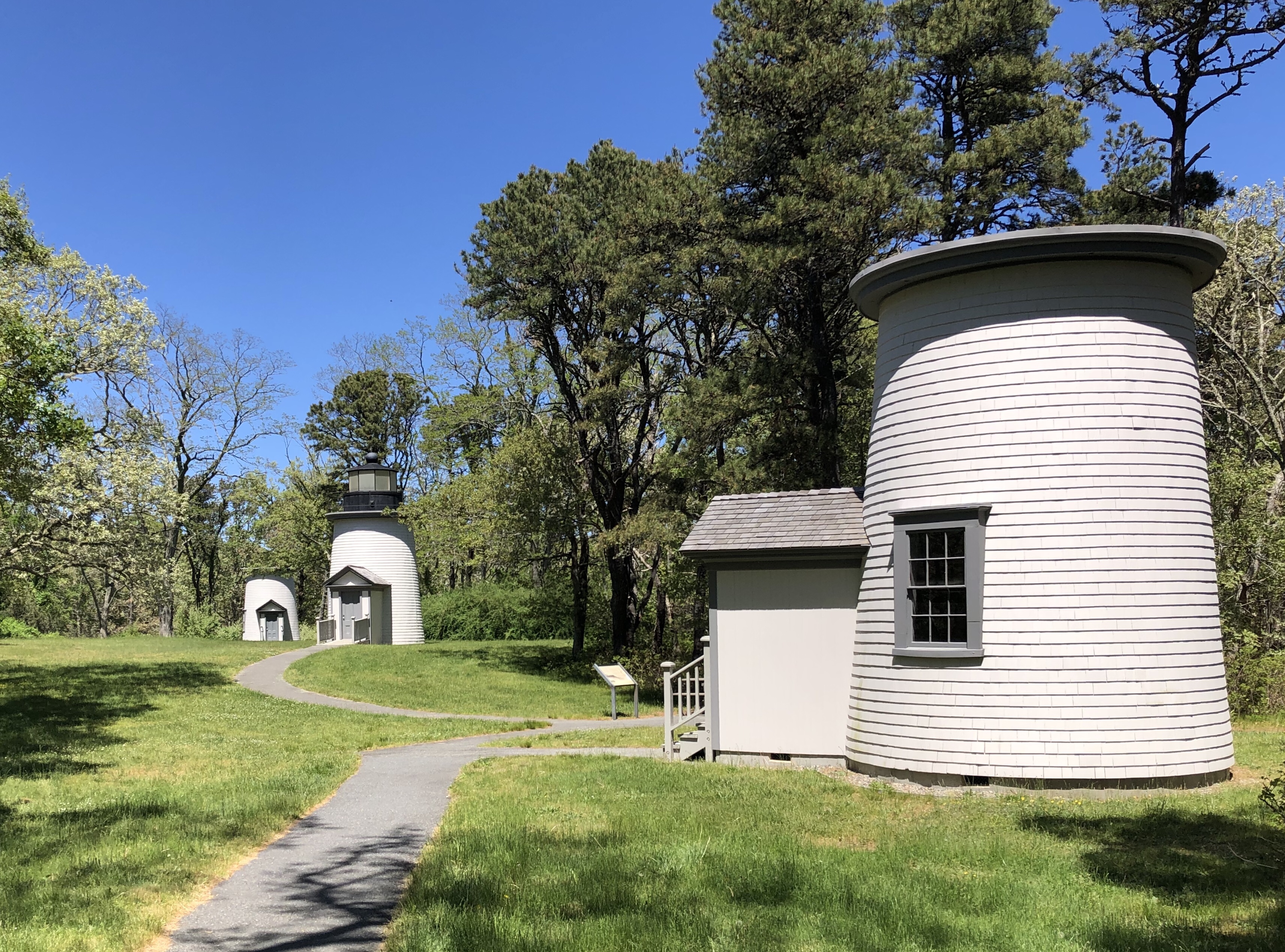 Three Sisters Lighthouses // 1892 – Buildings of New England
