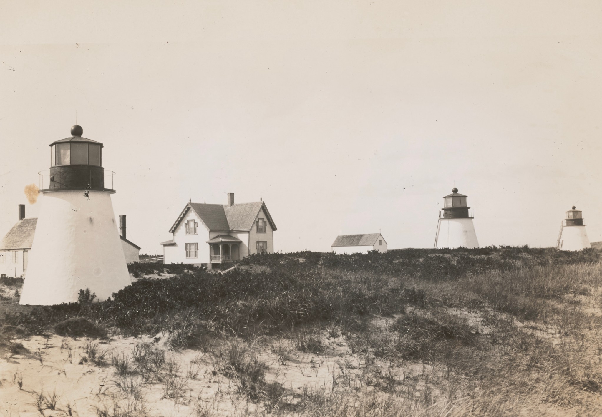 Three Sisters Lighthouses // 1892 – Buildings of New England