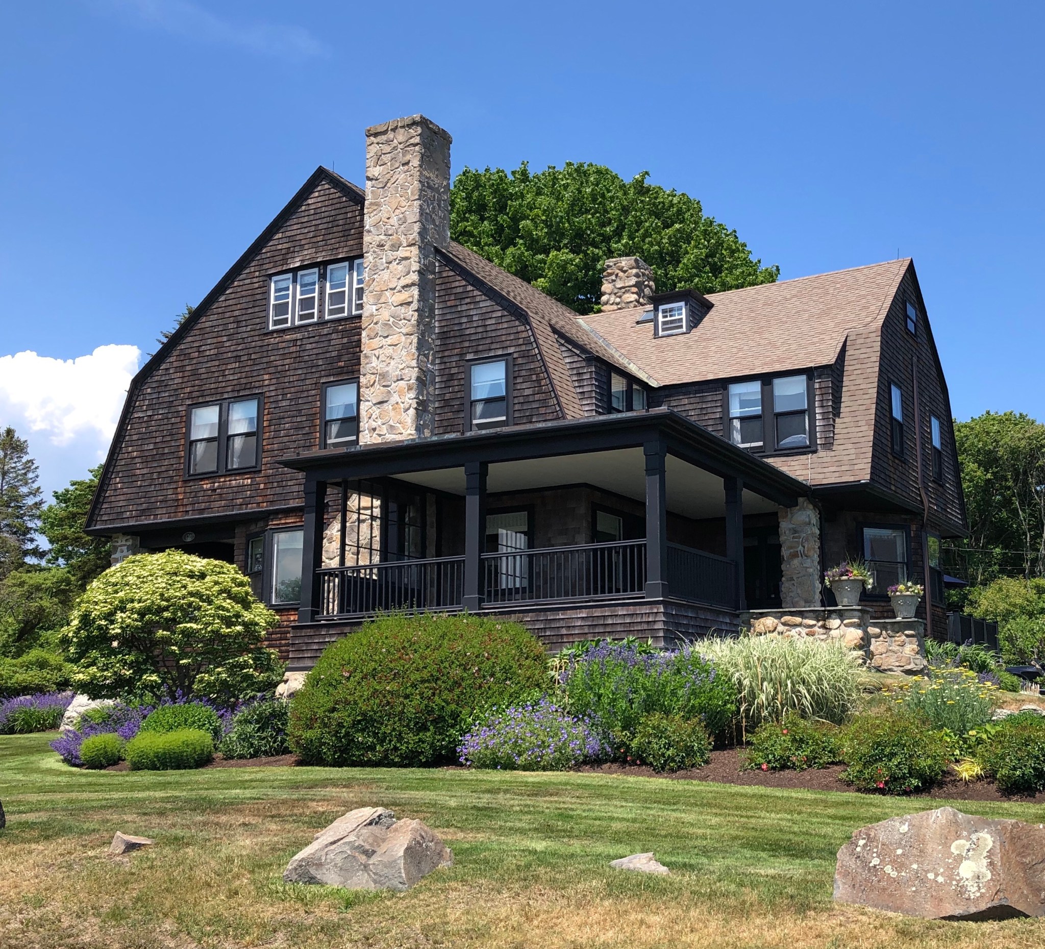 Inglesea Cottage // 1889 – Buildings of New England