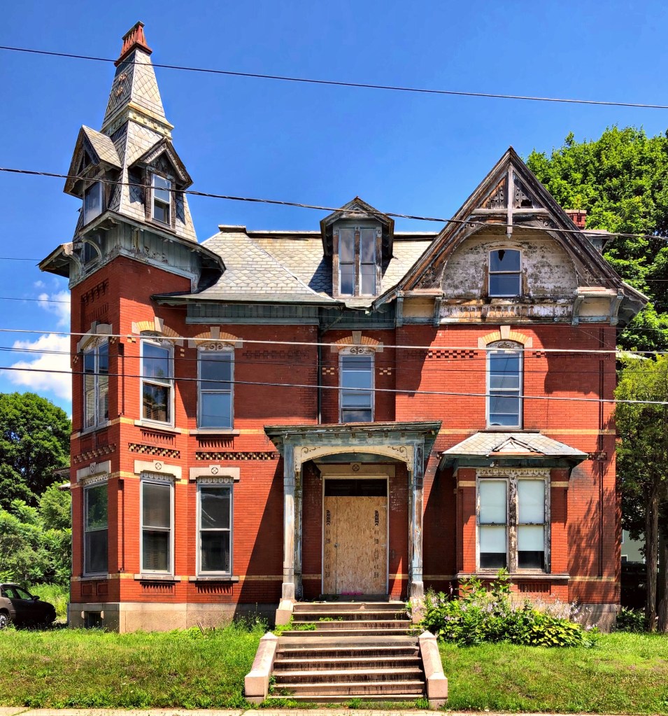 Walker House // 1882 – Buildings of New England