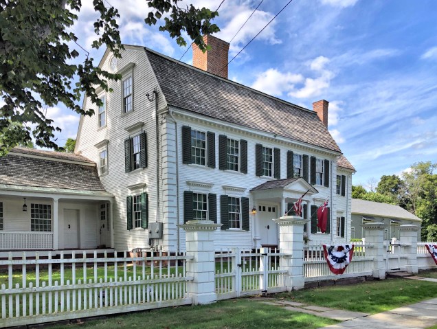 Phelps-Hatheway House // c.1762 – Buildings of New England