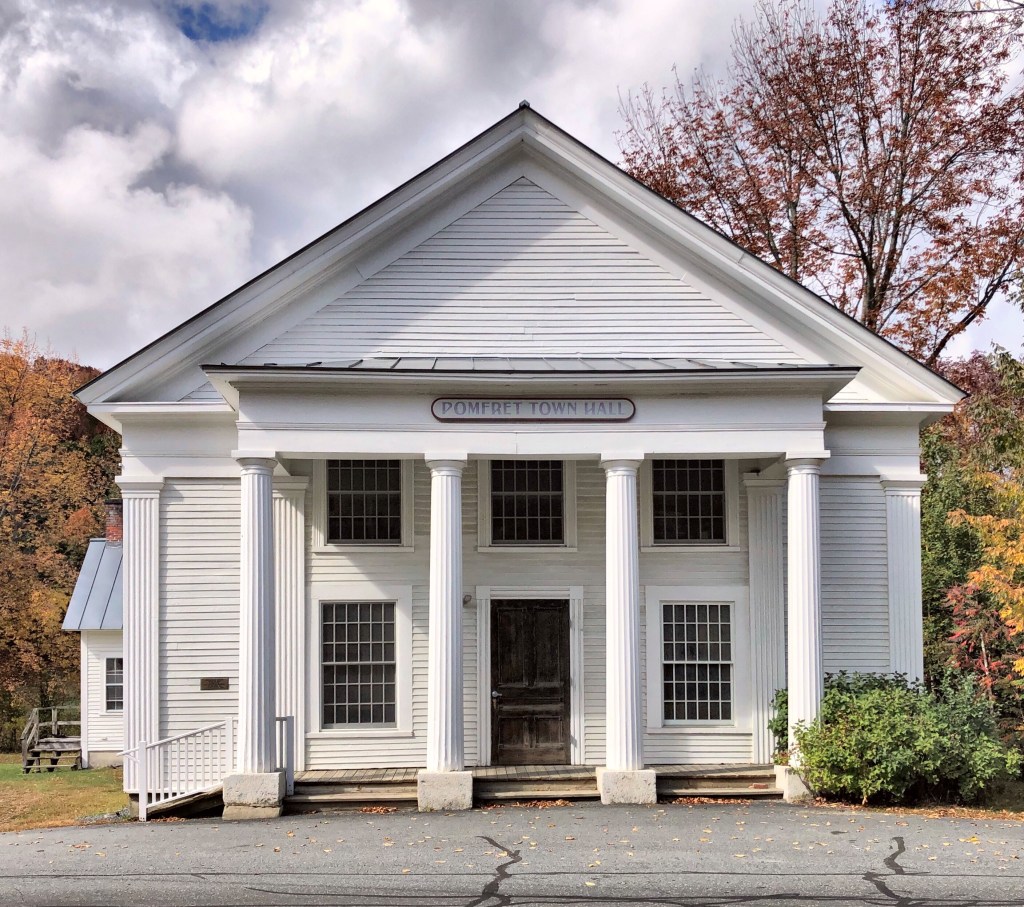 Pomfret Town Hall // 1845 – Buildings of New England