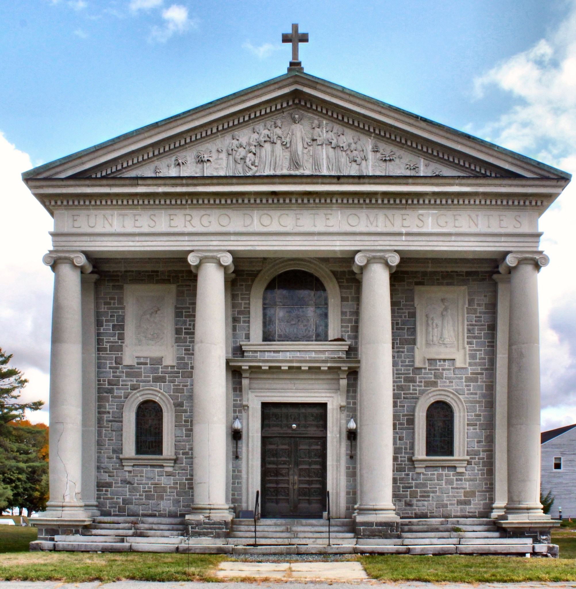 Enfield – Buildings of New England