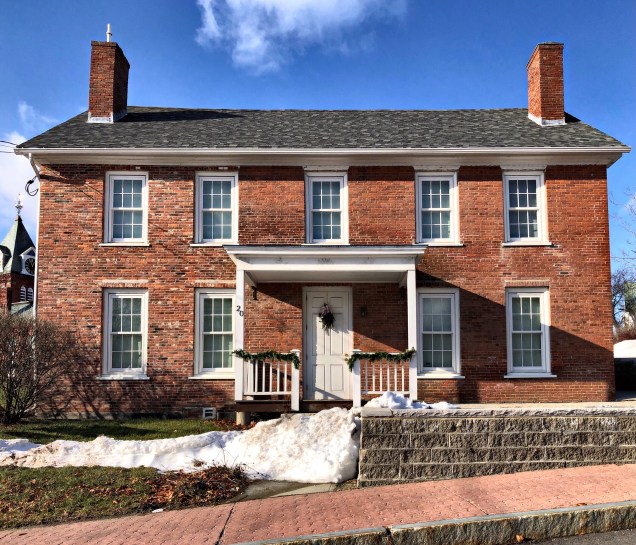 Newport – Buildings of New England