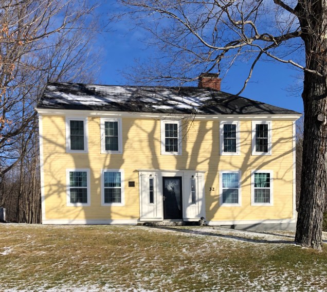 Samuel Jones House and Leg Grave // – Buildings of New England