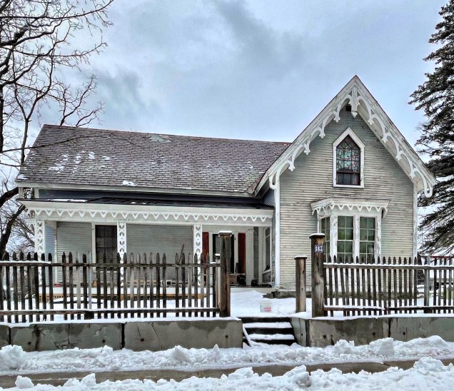 Carpenter Gothic – Buildings of New England