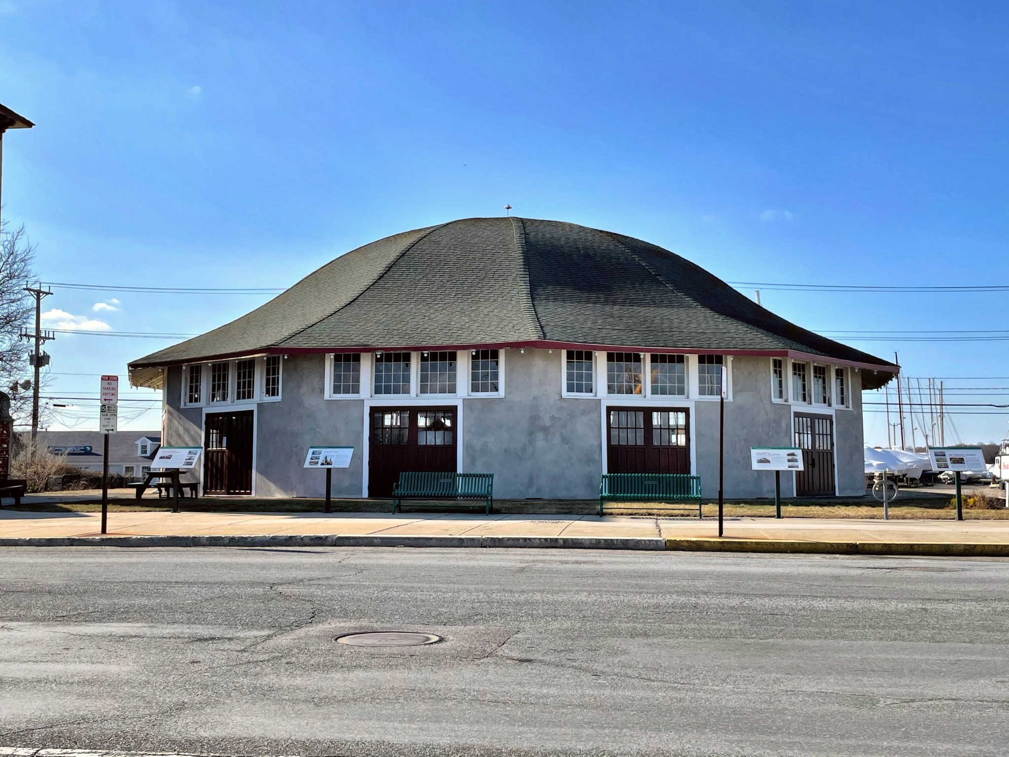 Paragon Park Carousel // 1928 – Buildings of New England