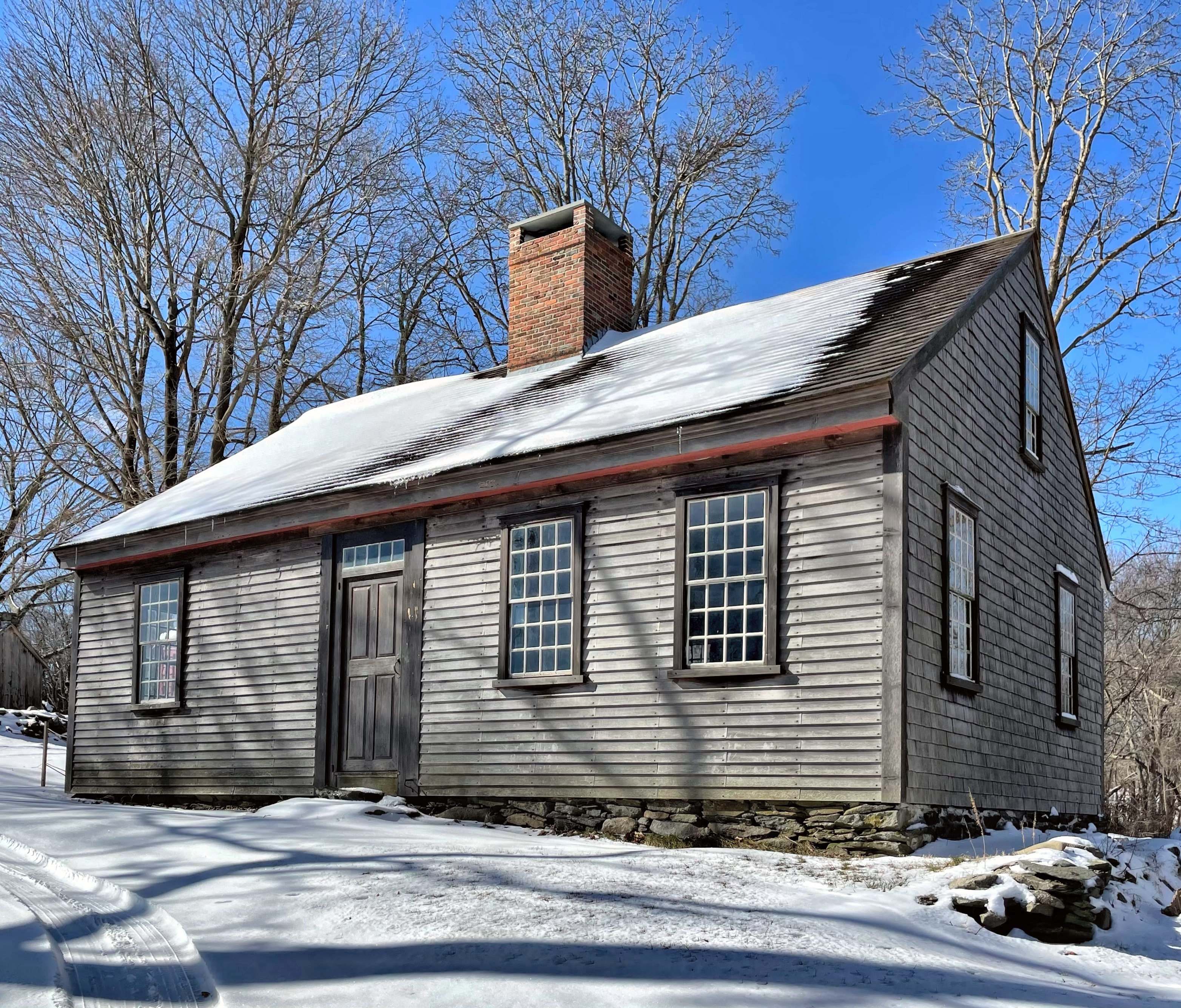 Coggeshall Farm // c.1750 – Buildings of New England