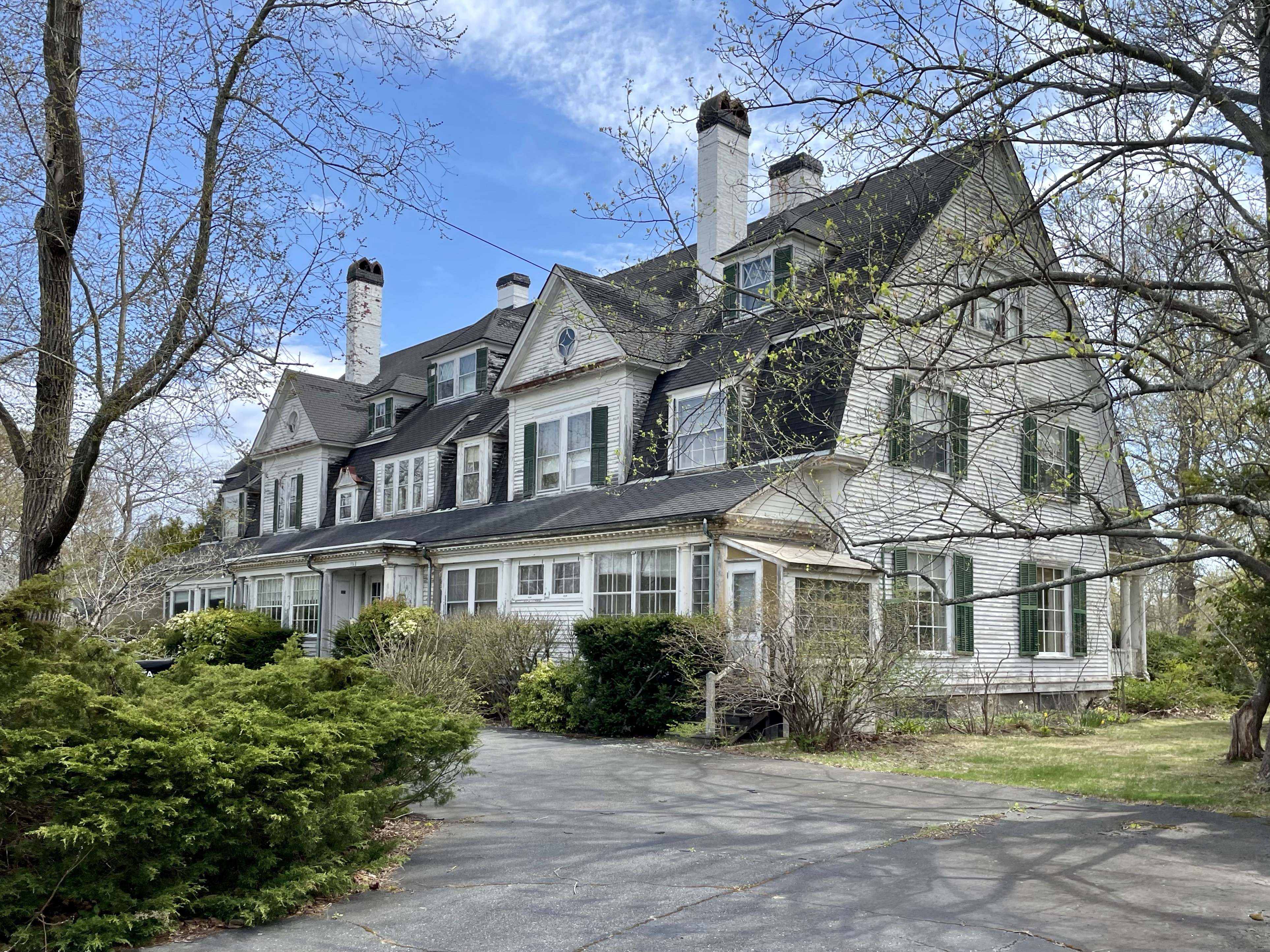 George L. Allen Summer Residence // c.1895 – Buildings of New England