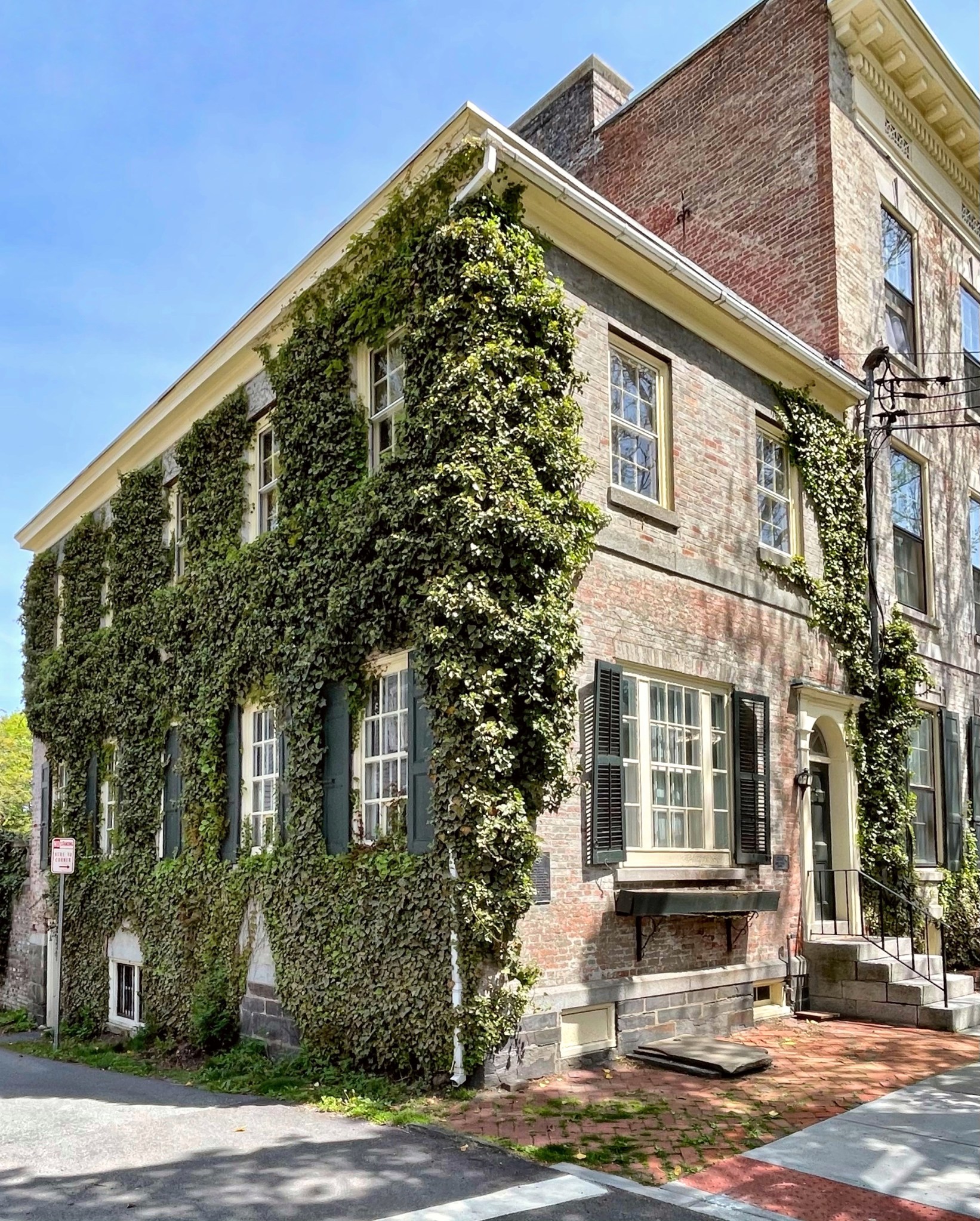Teneyck-Yates House // 1760 – Buildings of New England