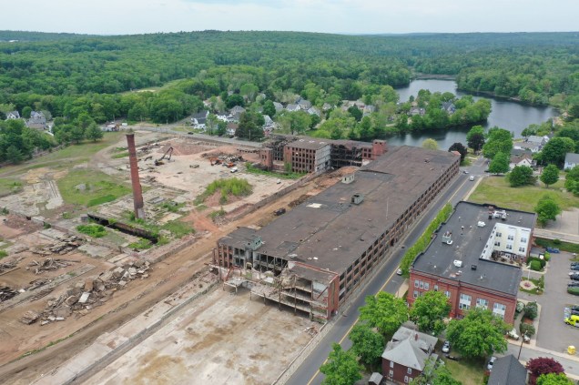Draper Corporation Factory Complex // 1892-2021 – Buildings of New England