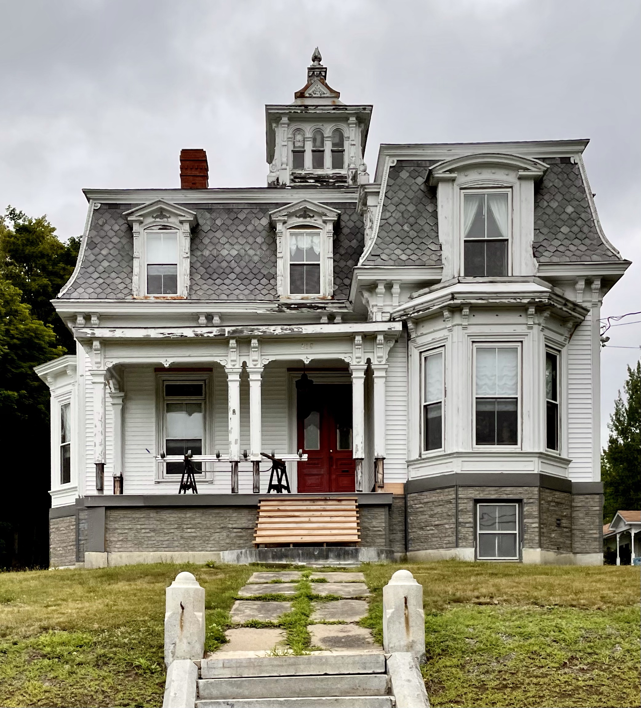 Captain Nathaniel Stone House // 1872 – Buildings of New England