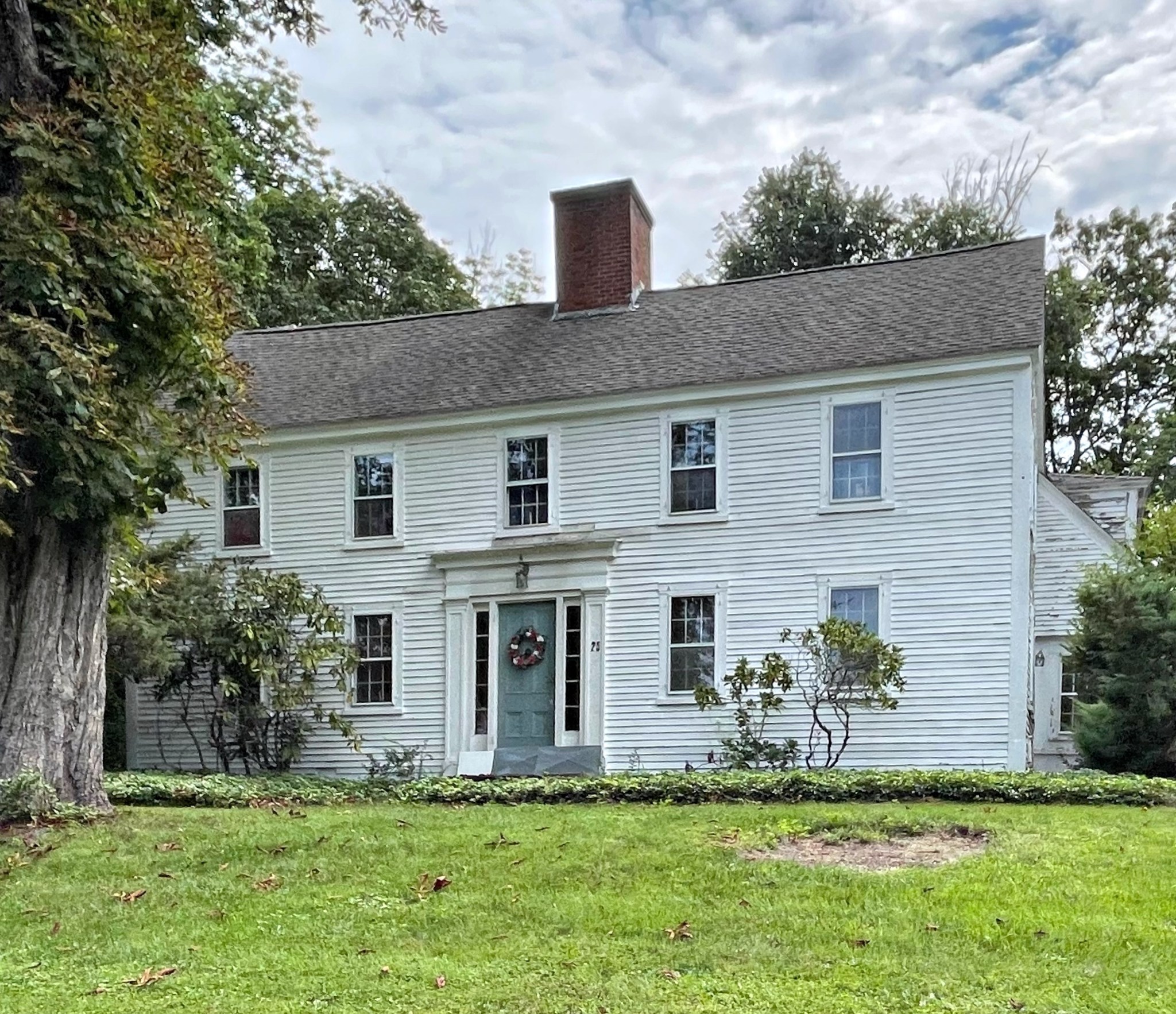 Dutch Colonial – Buildings of New England