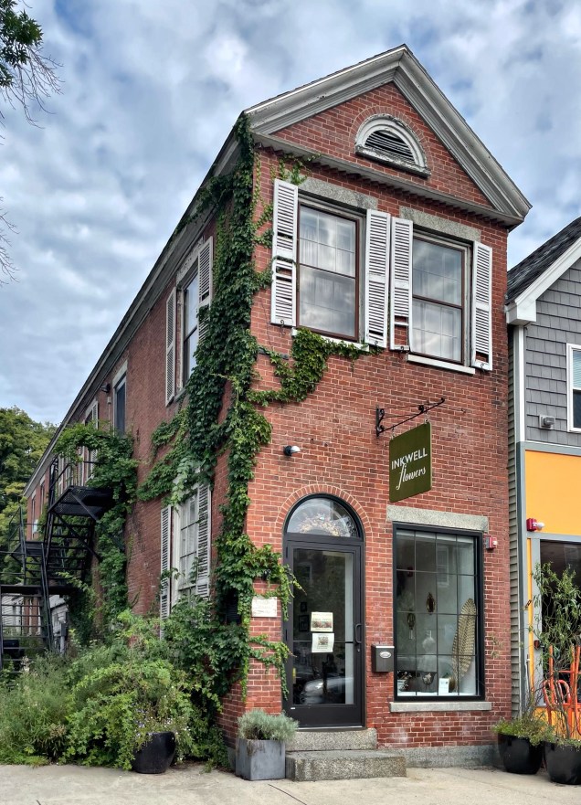Newmarket – Buildings of New England