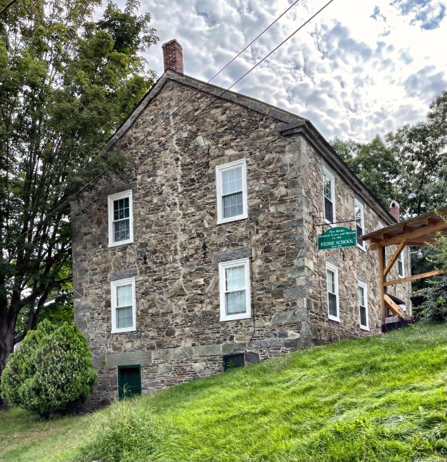 Stone School – Buildings of New England