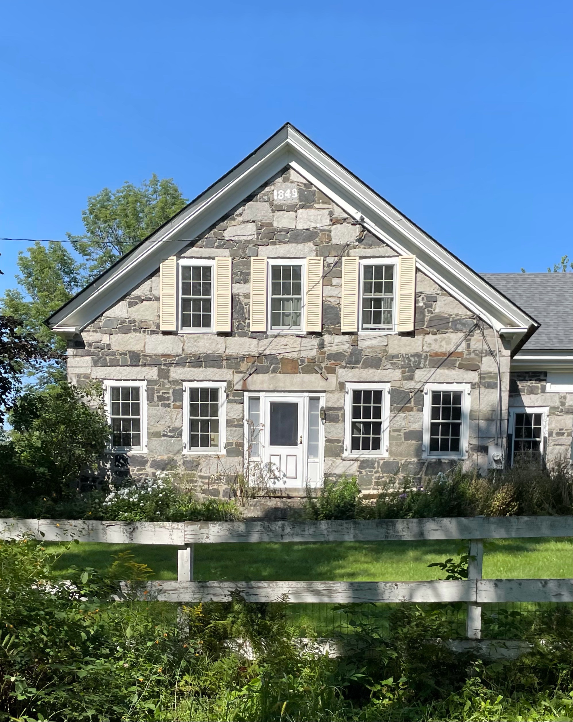 Snell House // 1849 – Buildings of New England