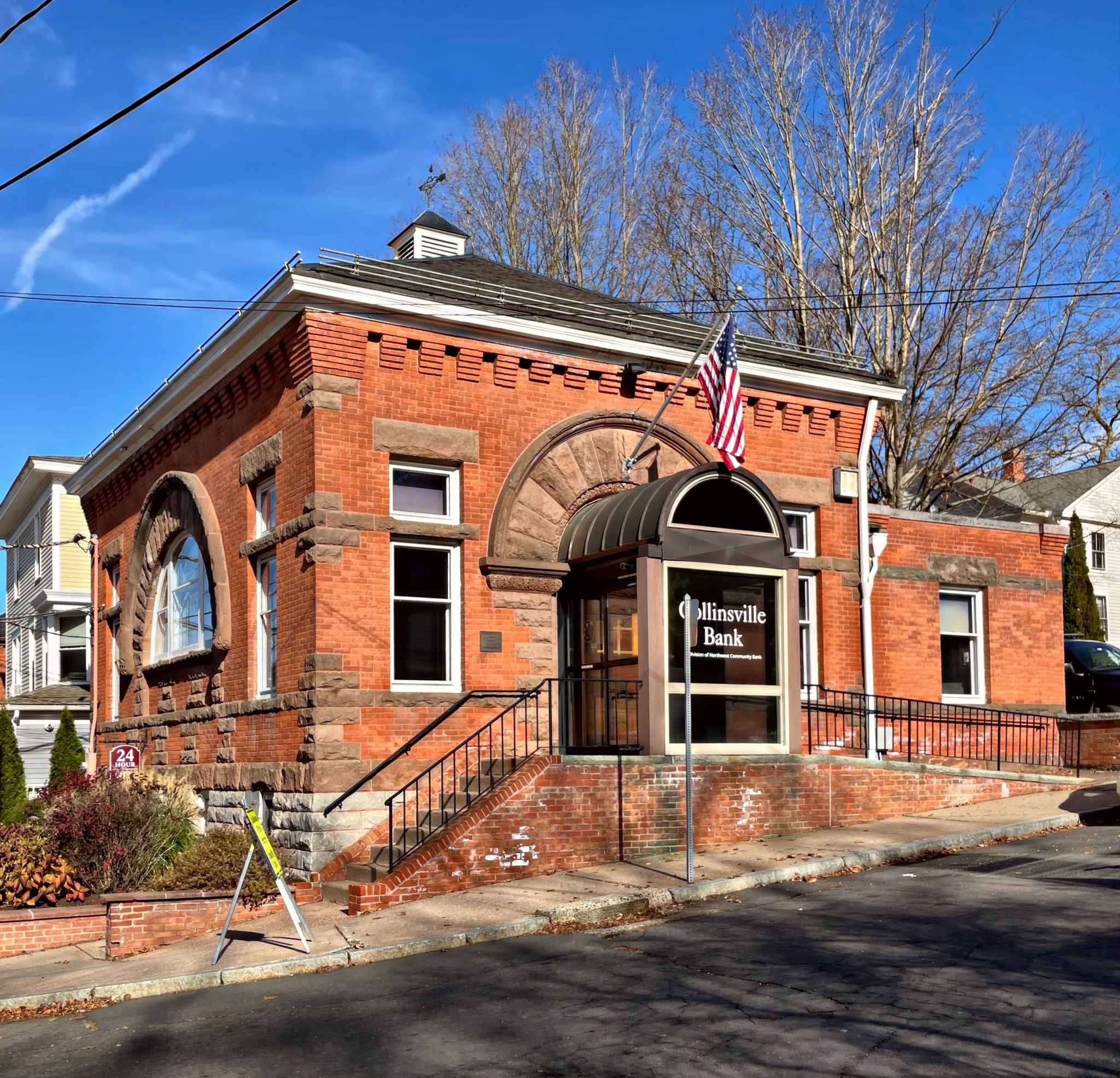 Canton – Buildings of New England