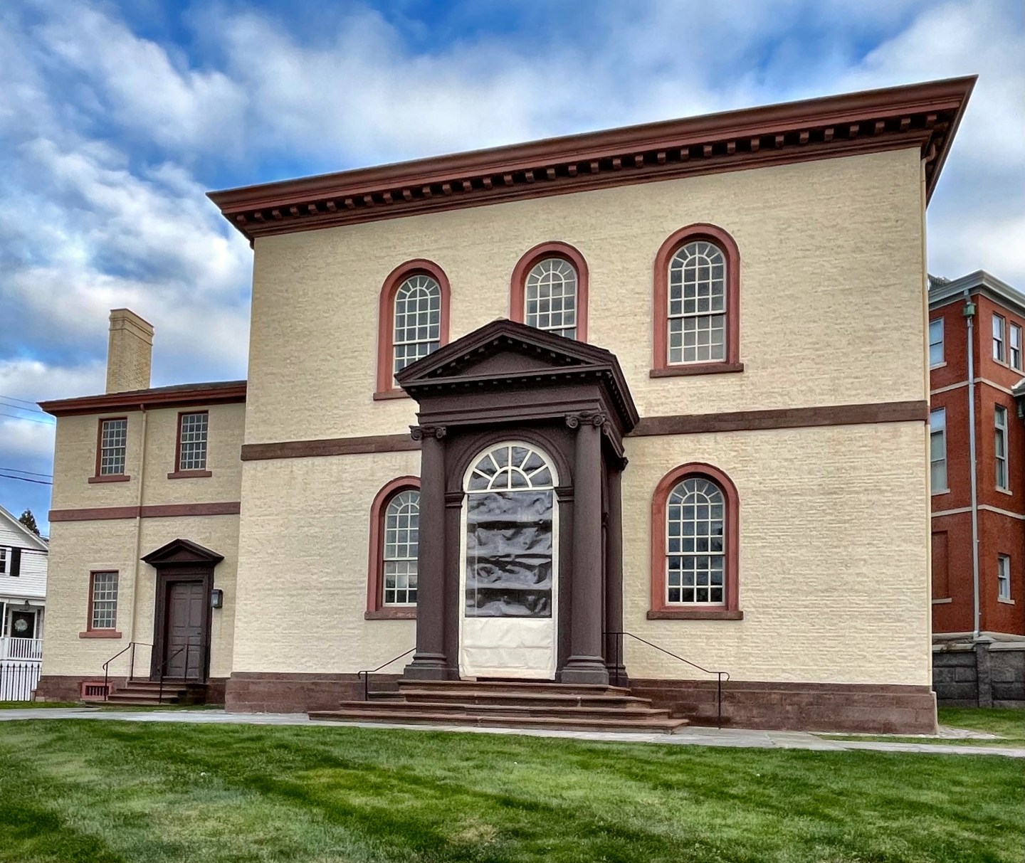 Touro Street Newport – Buildings of New England
