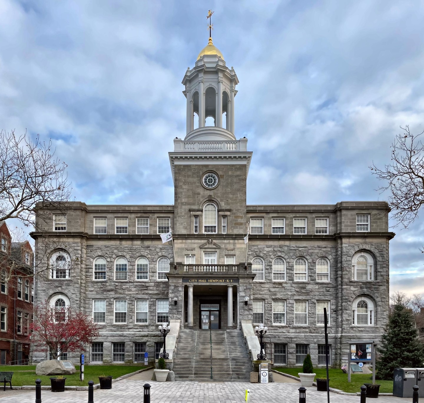 Newport City Hall // 1900 – Buildings of New England