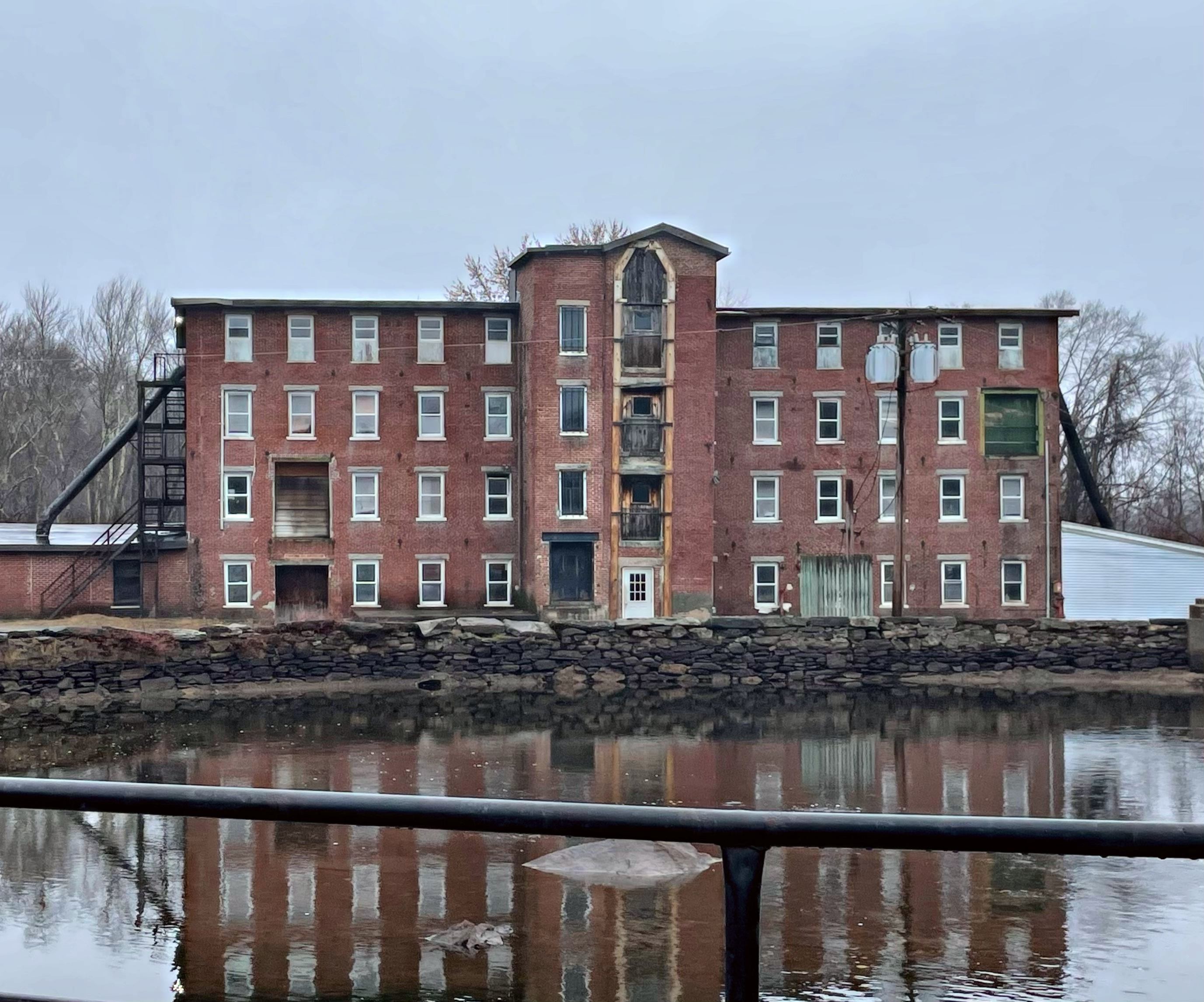 S&D Spinning Mill – Singletary Mill // 1847 – Buildings of New England