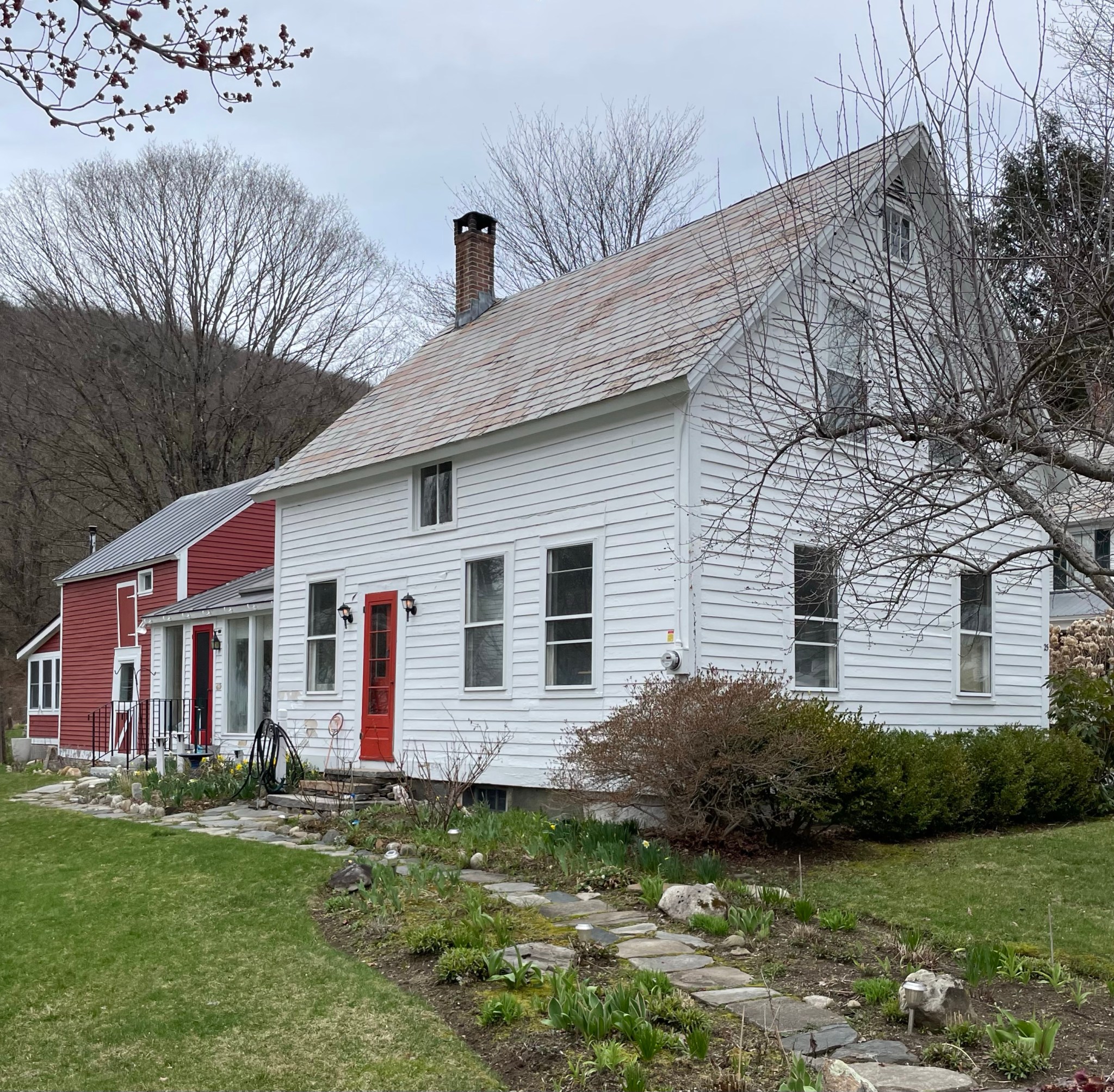 New England Farmhouse – Buildings of New England