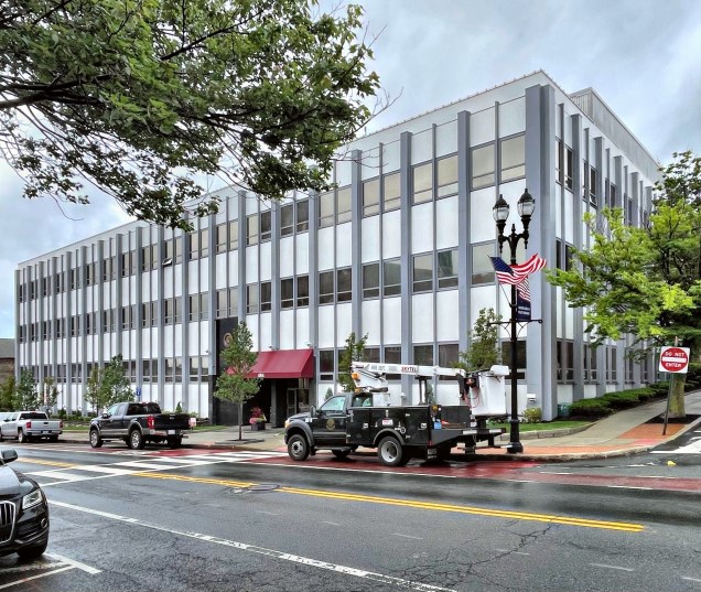 Everett City Hall // 1960 – Buildings of New England