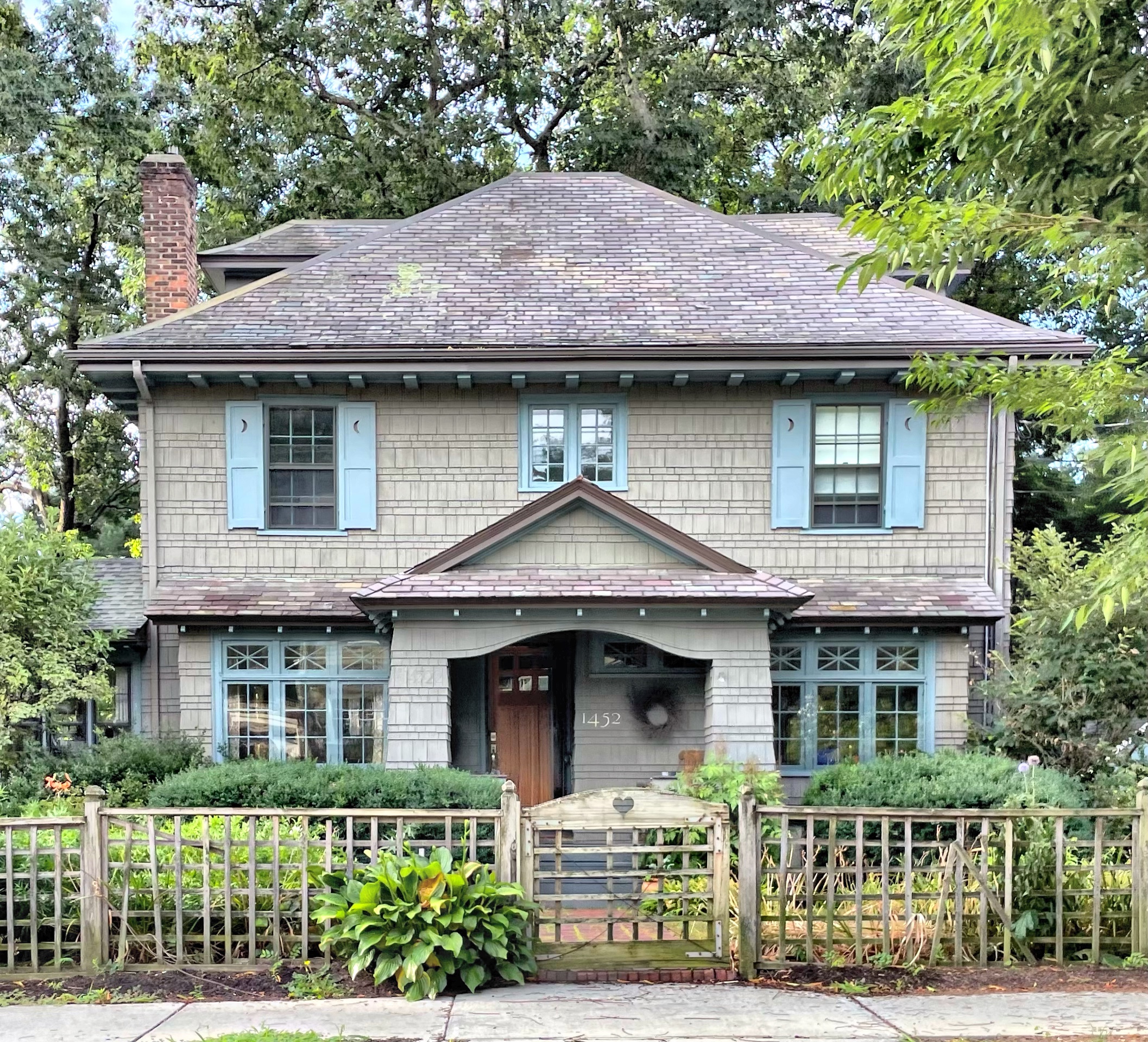 Bauckman House // 1915 – Buildings of New England