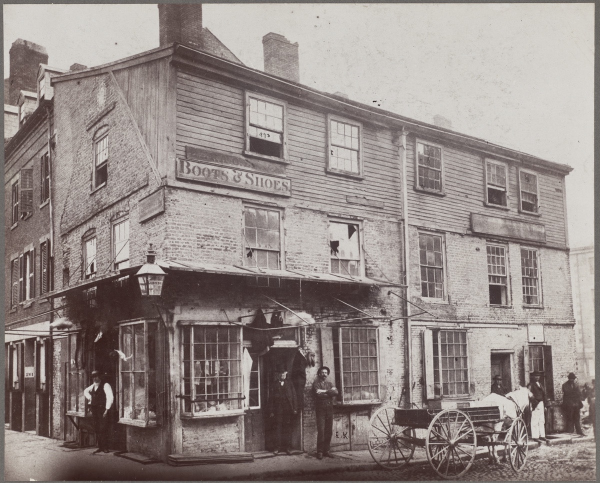 King’s Head Tavern // 1691-1870 – Buildings of New England