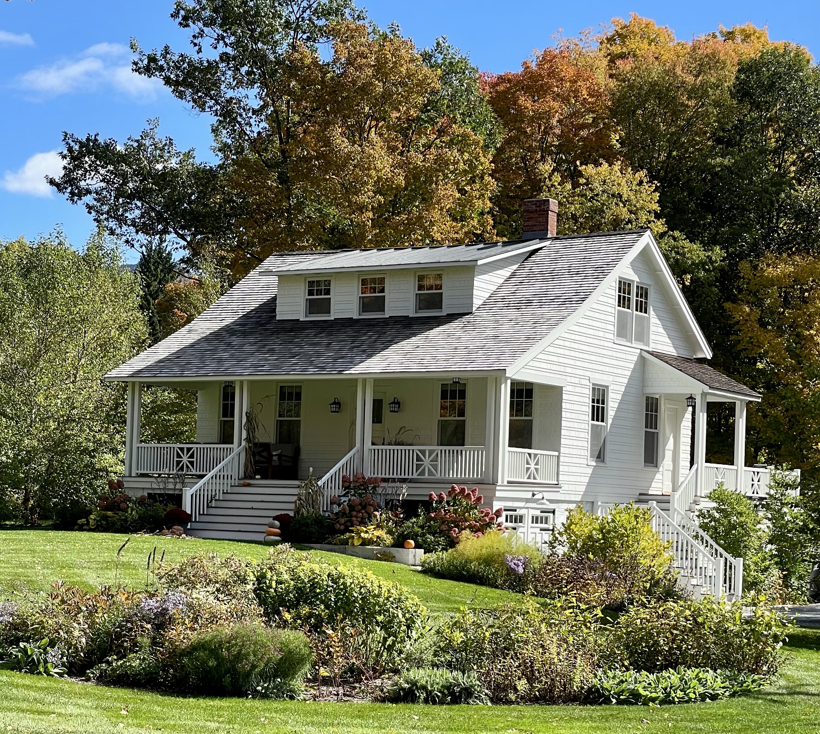 Annie Sheldon House // 1909 – Buildings of New England