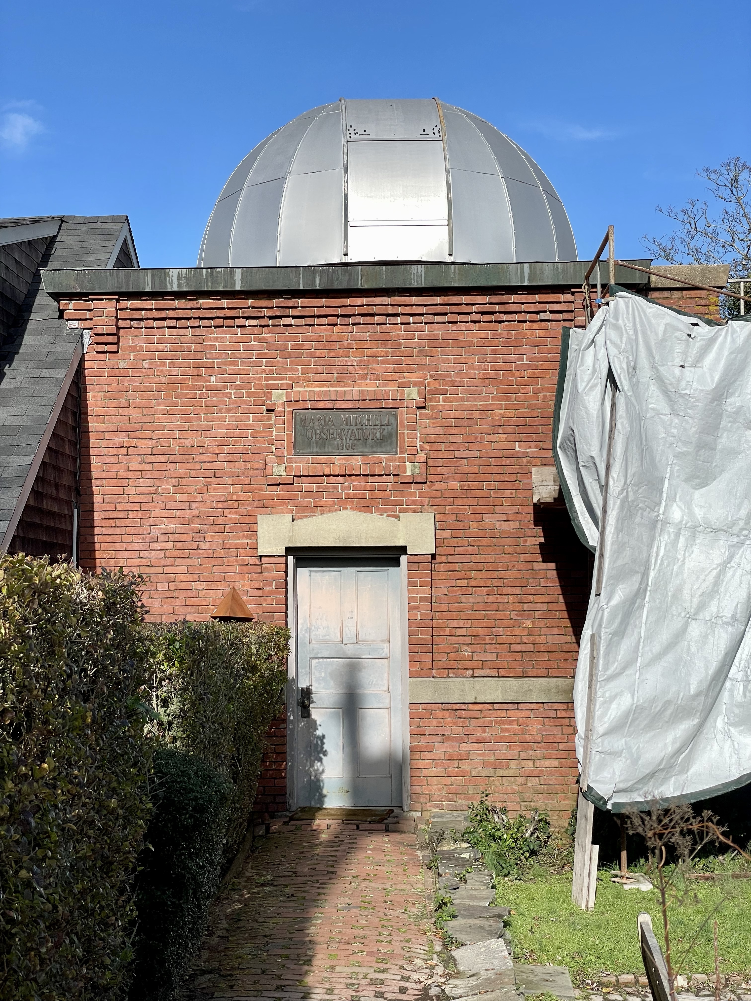 Space Observatory – Buildings of New England