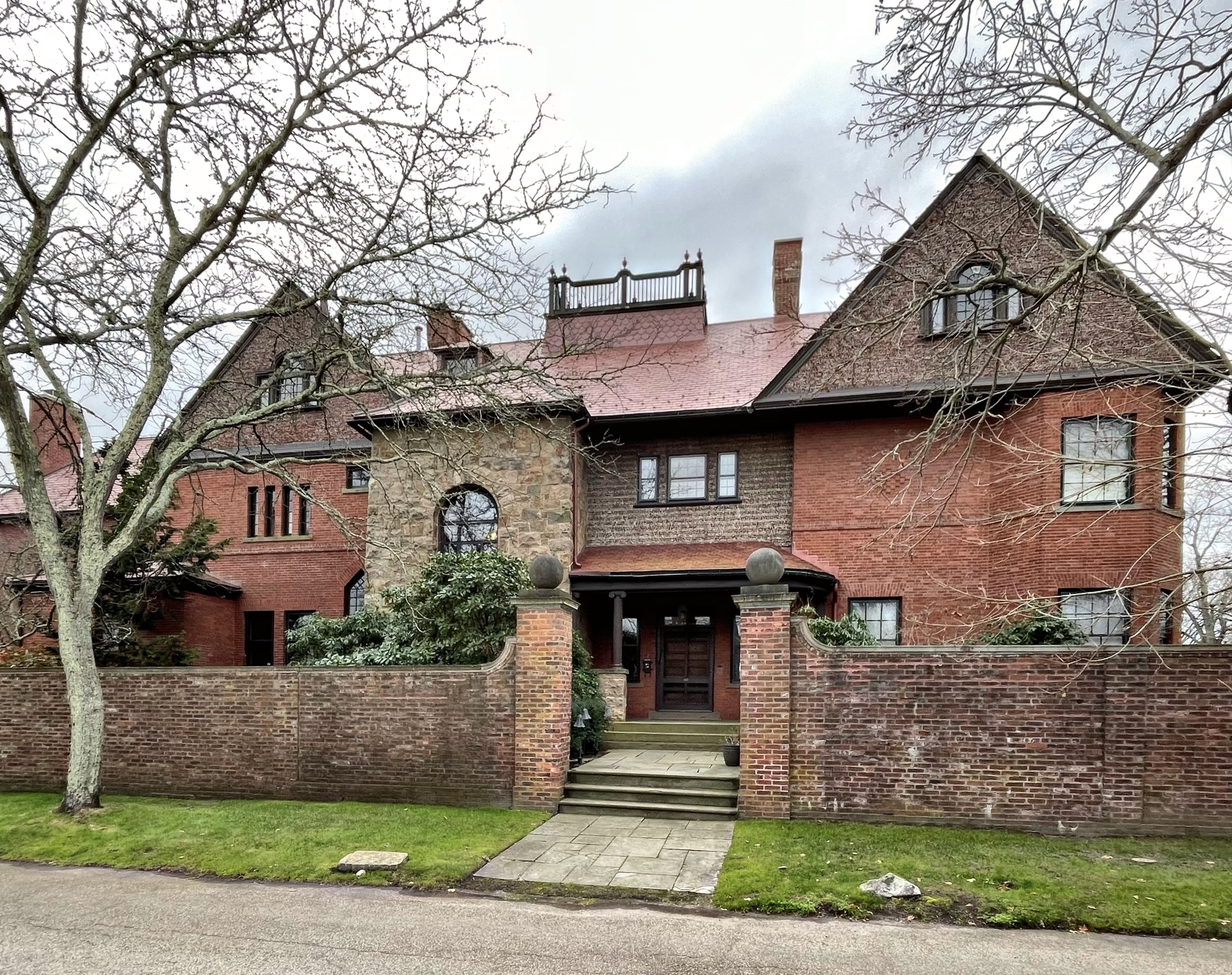 Berkeley House // 1885 – Buildings of New England