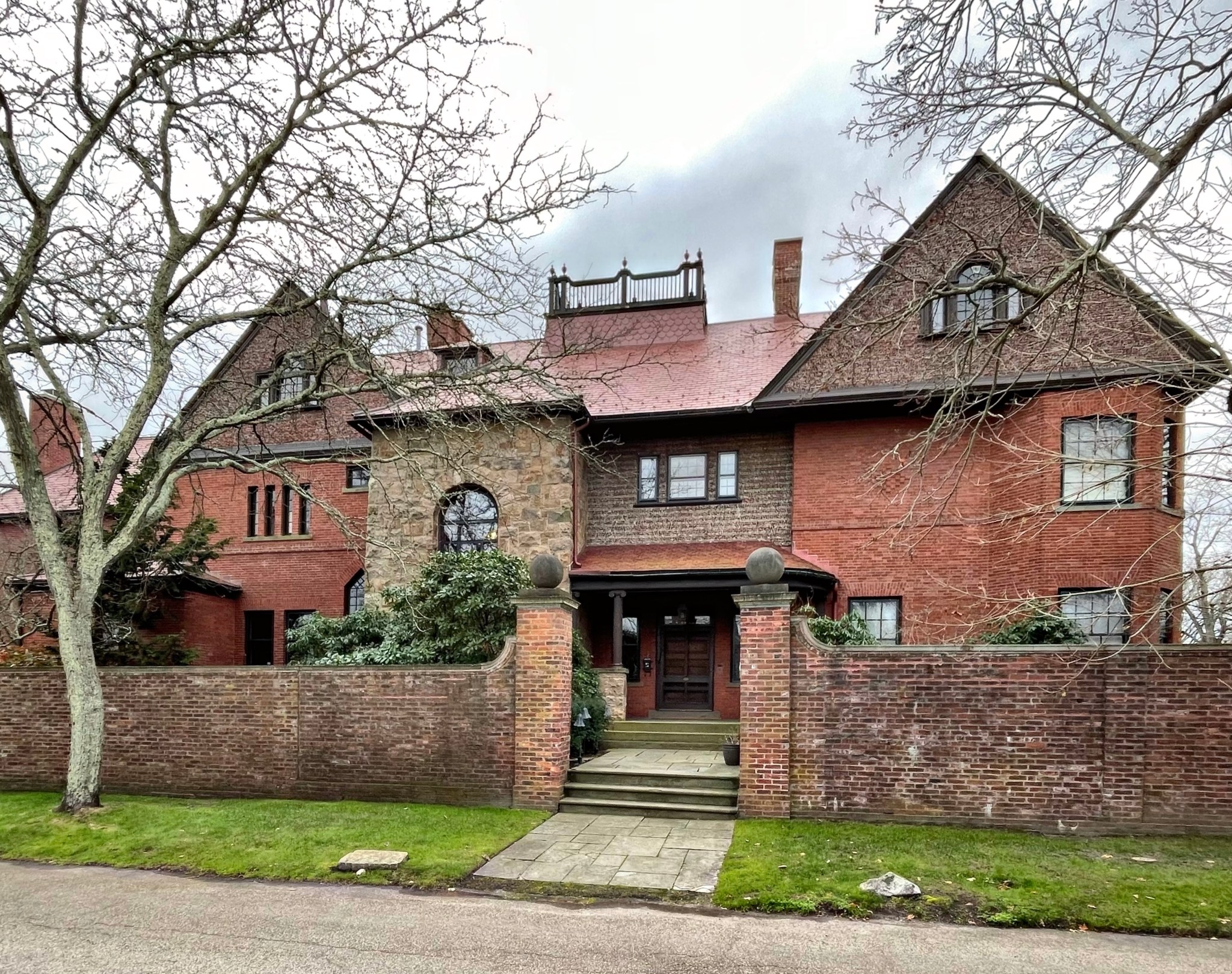 Berkeley House // 1885 – Buildings of New England