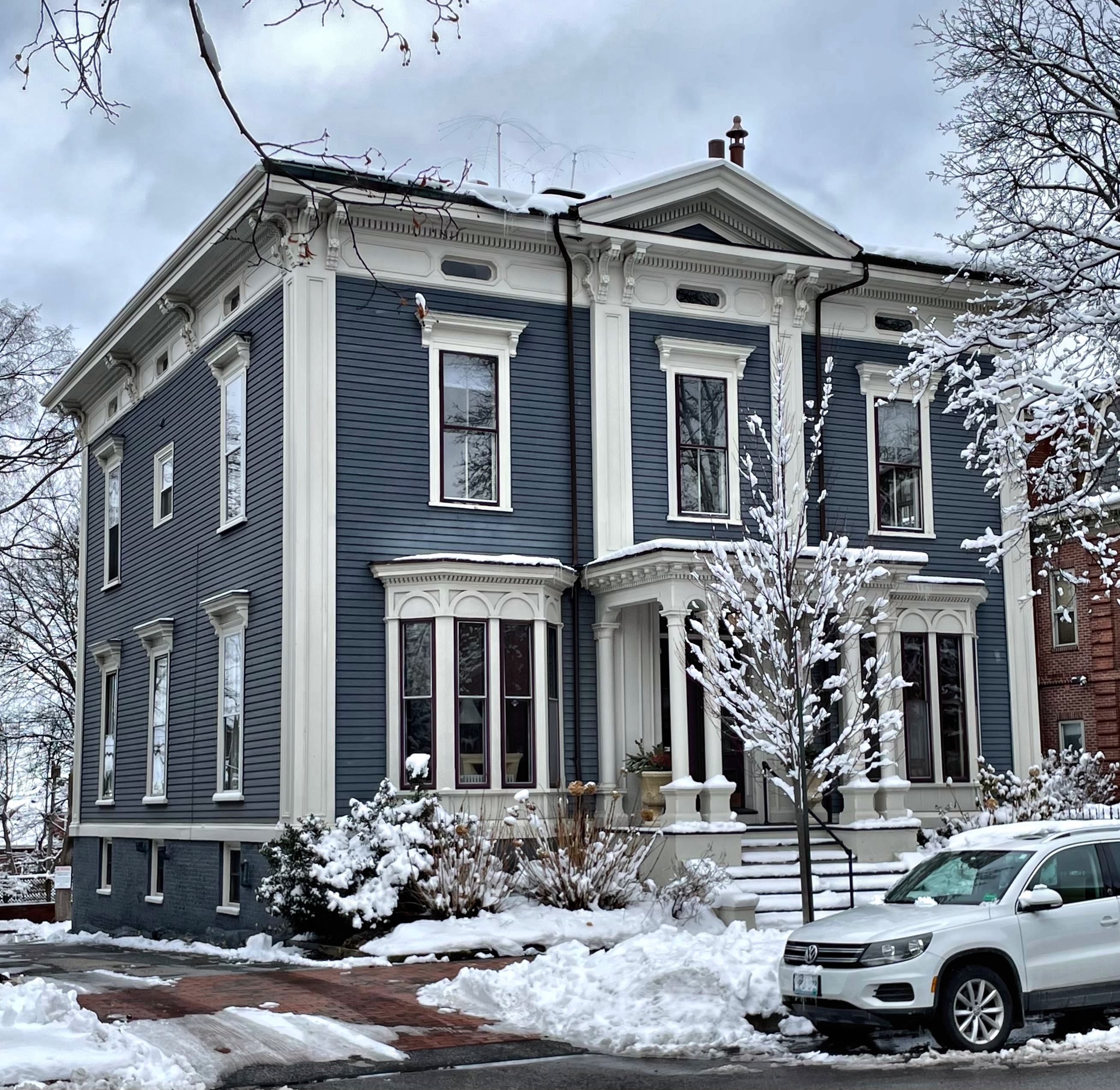 Francis Waldron House // 1867 – Buildings of New England