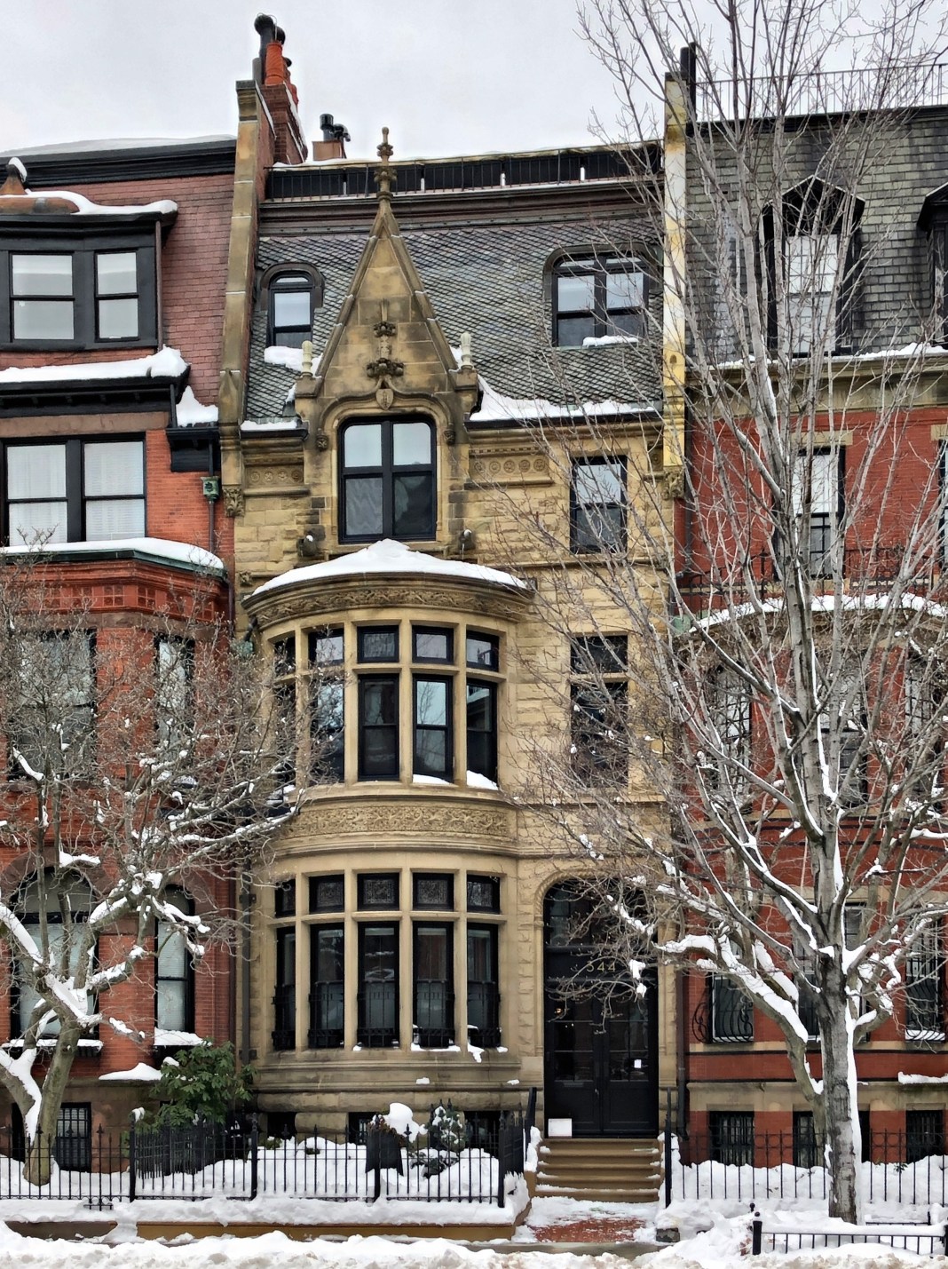 Daniel and Mary Knowlton House // 1880 – Buildings of New England