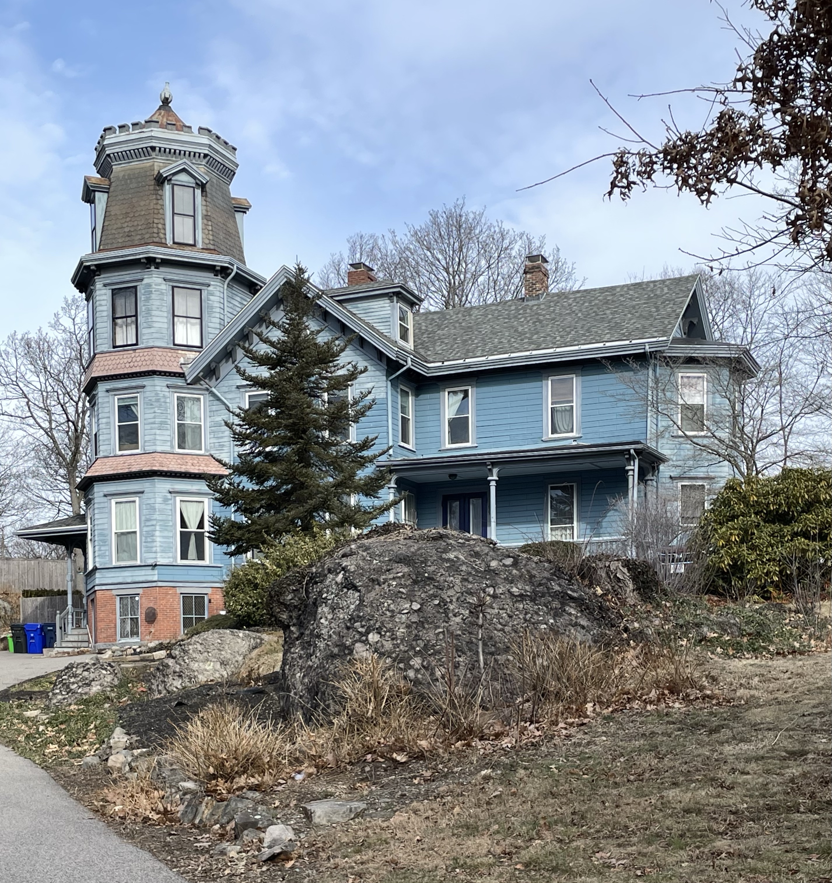 Isaac Cary Estate // 1850 – Buildings of New England
