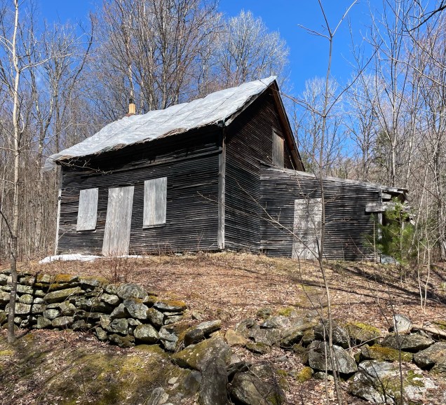 New England Farmhouse – Buildings of New England