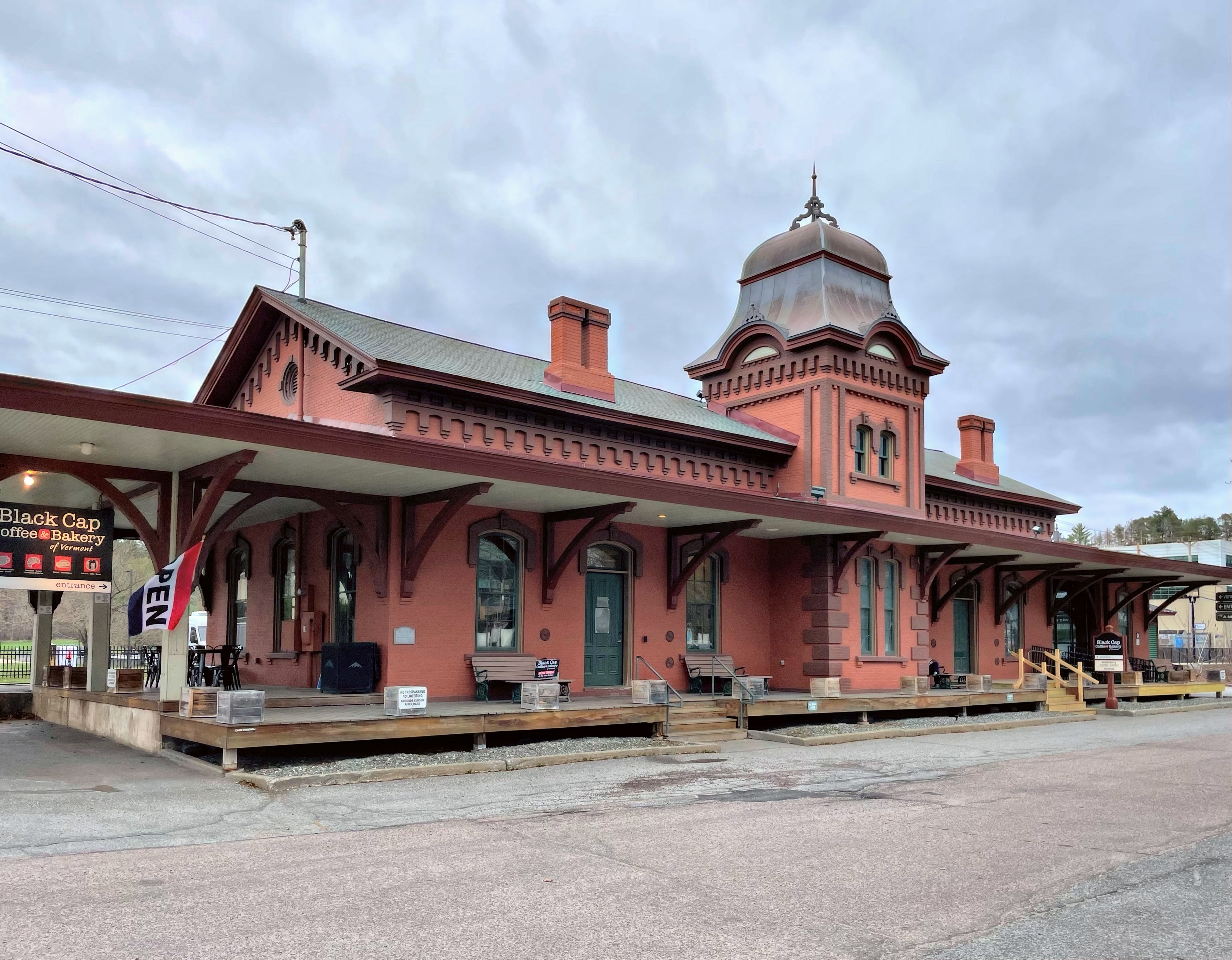 Waterbury Railroad Depot // 1875 – Buildings of New England
