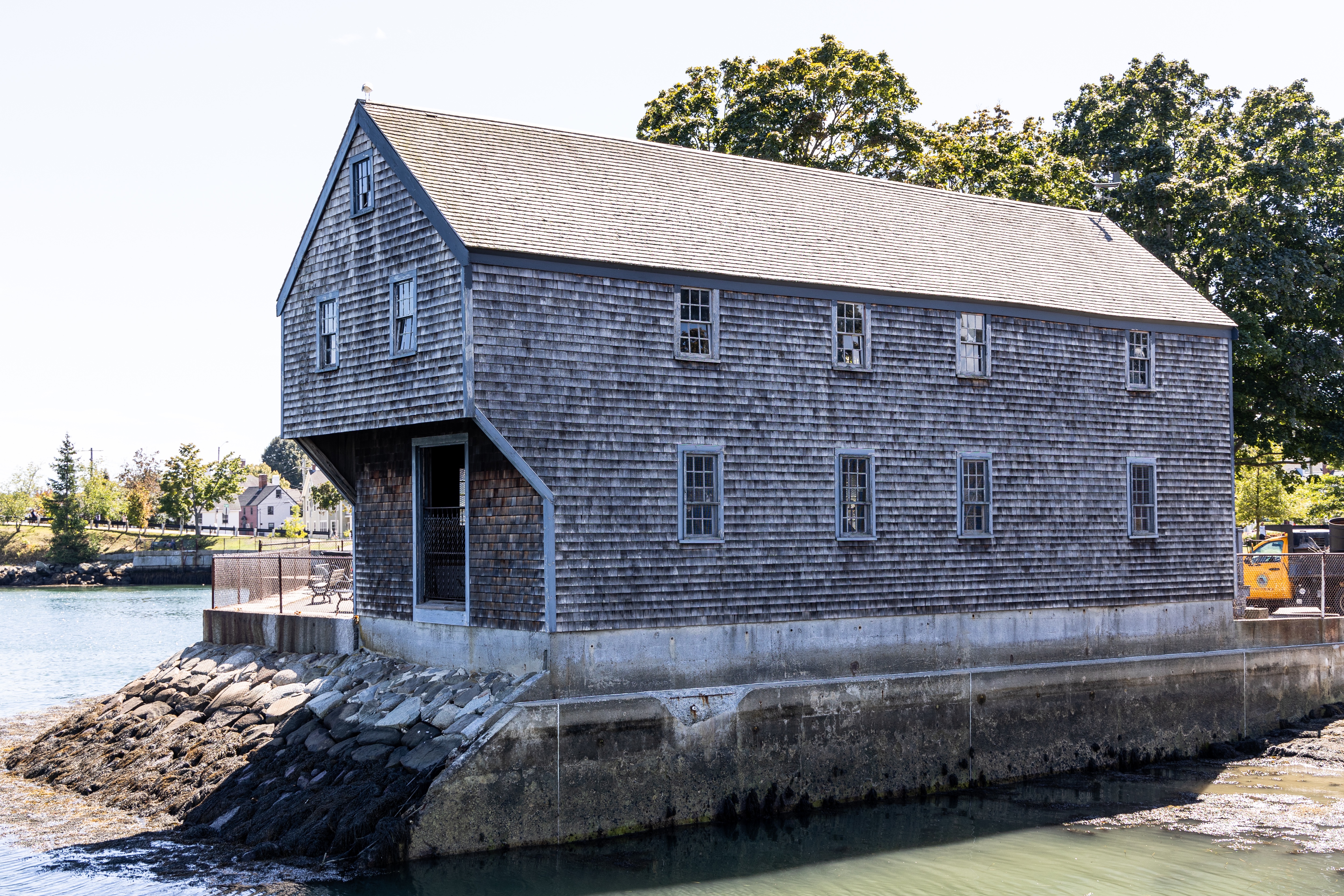 Sheafe Warehouse // c.1740 – Buildings of New England