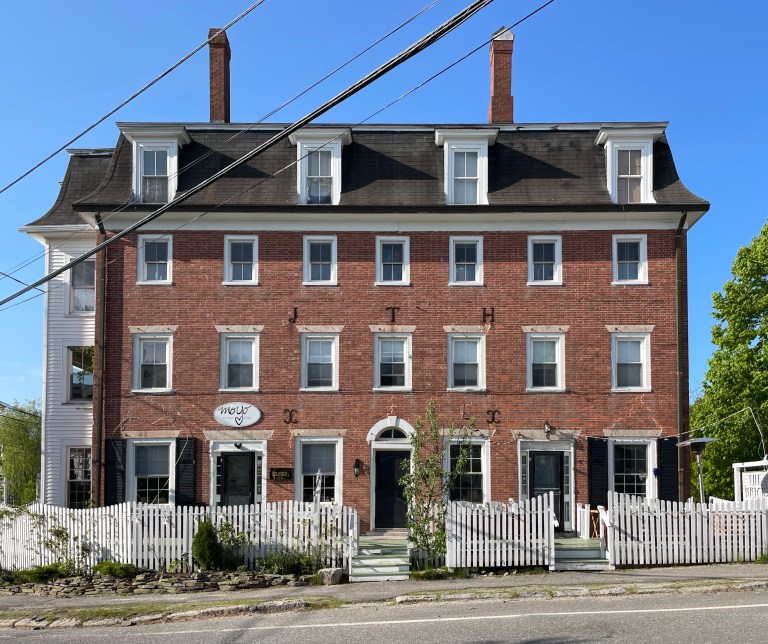 Pendleton House Maine – Buildings of New England