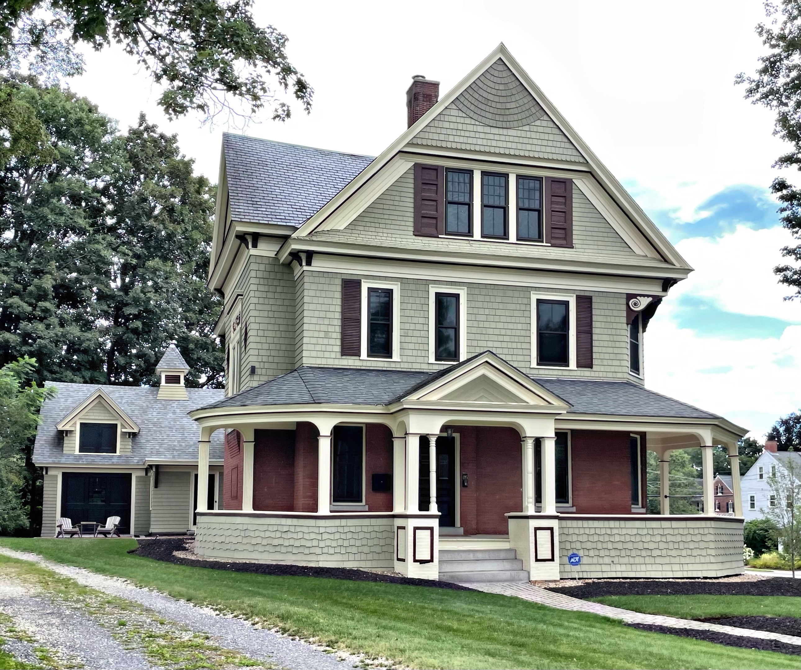Elijah Shaw House // 1889 – Buildings of New England