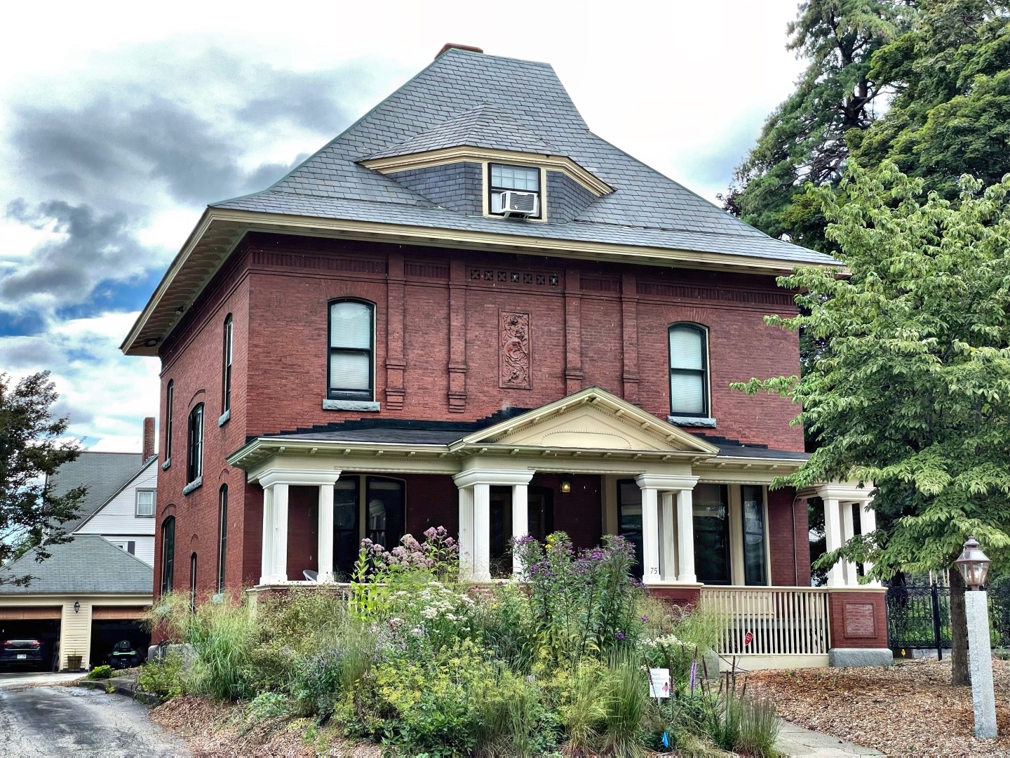 Nashua History – Buildings of New England