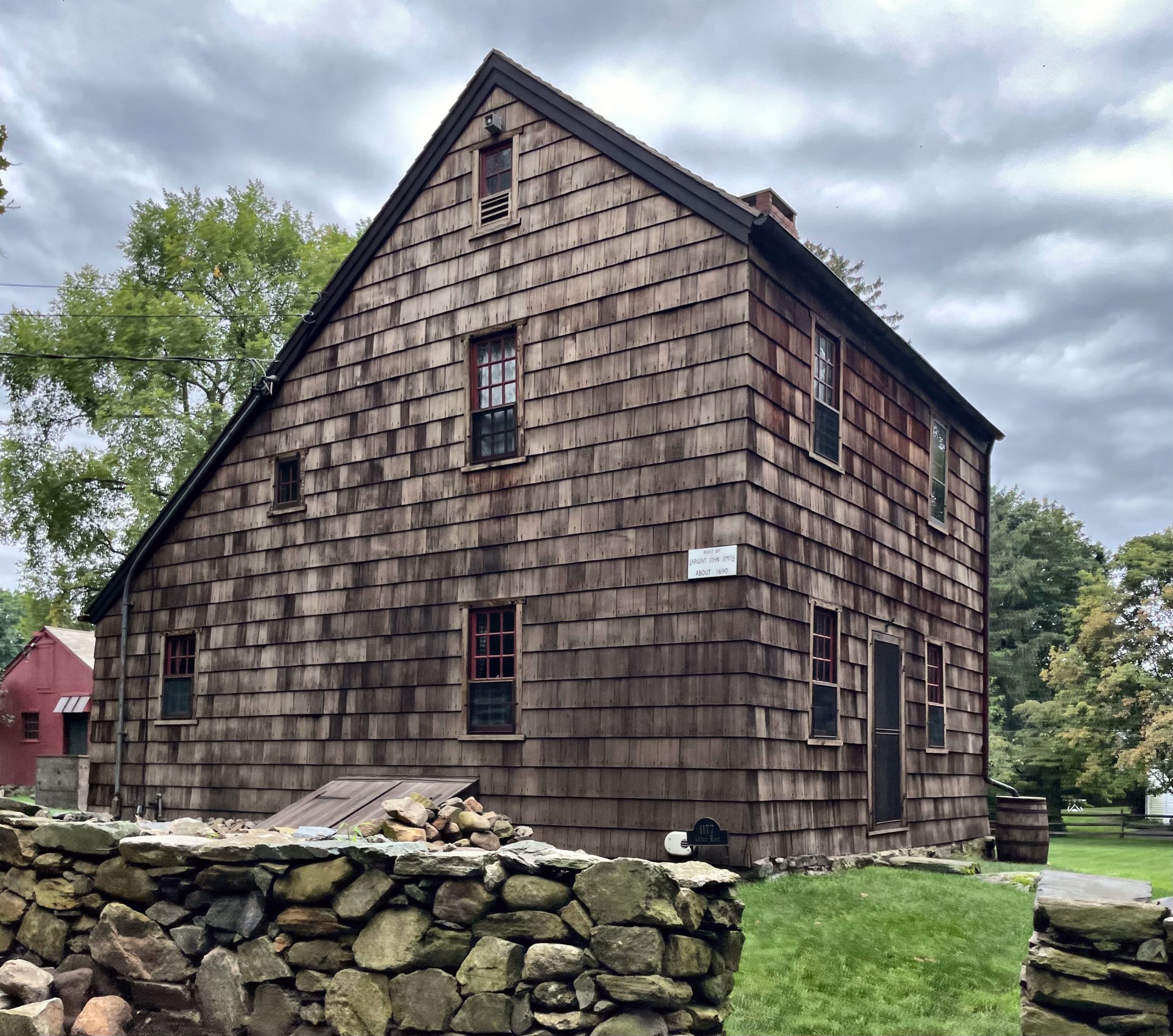 Salt Box House – Buildings of New England