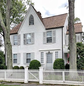 David Bradley House // c.1803 – Buildings of New England