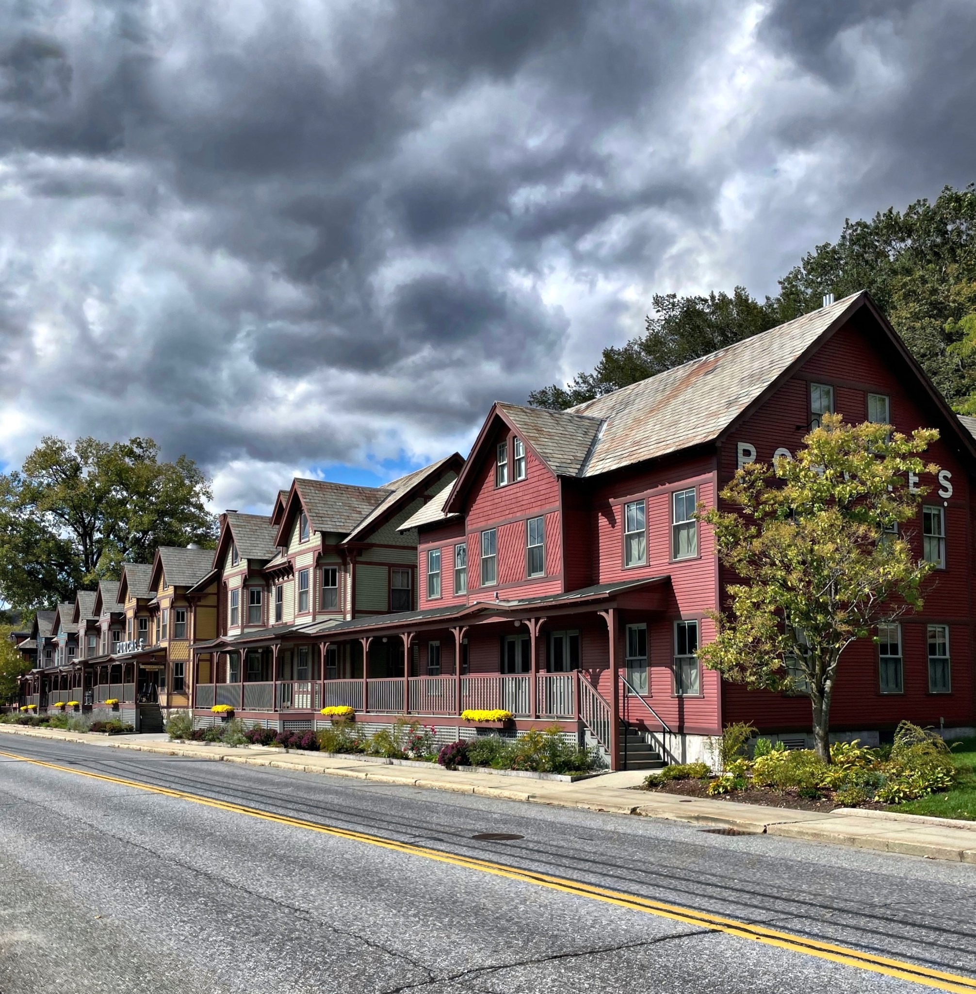 North Adams – Buildings of New England