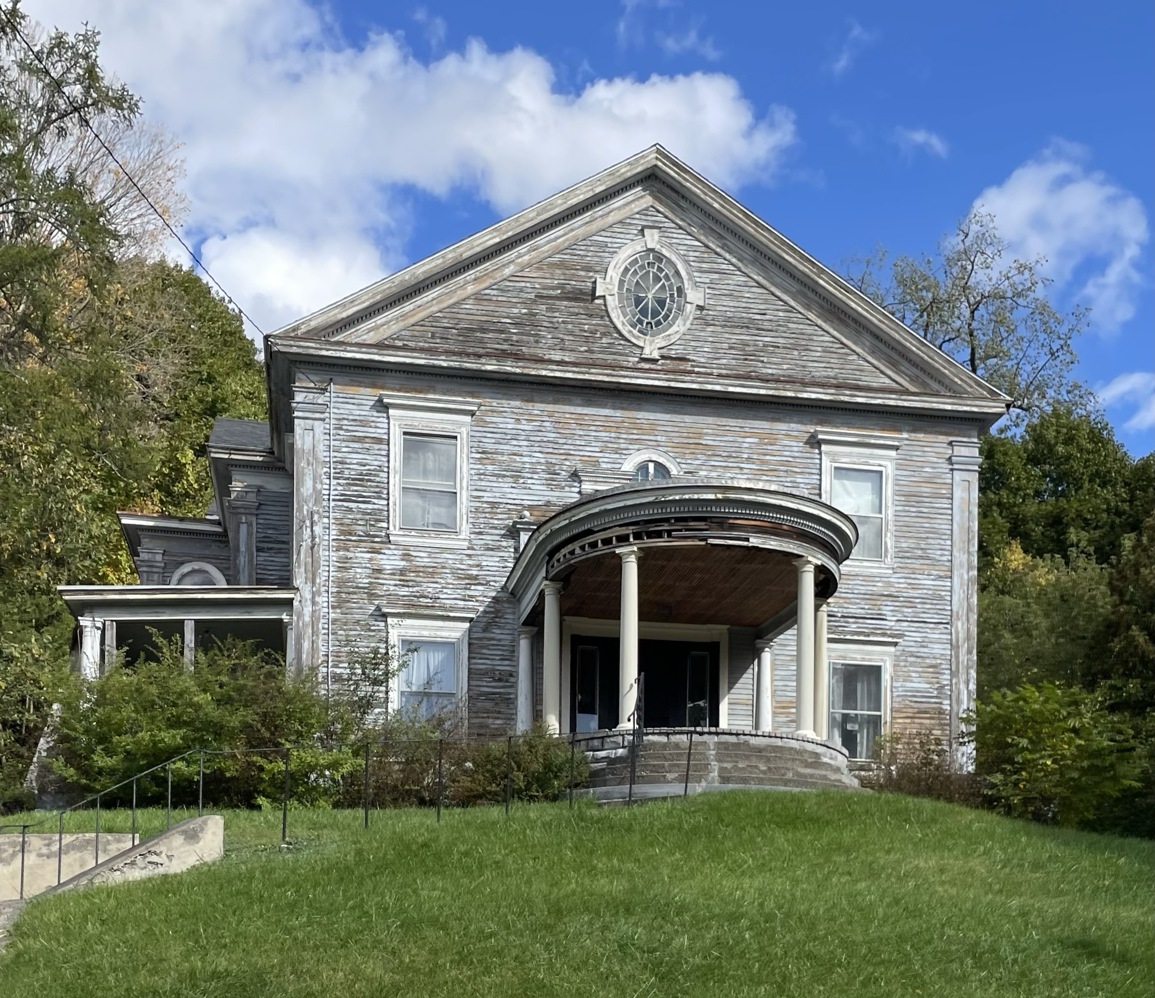 North Adams – Buildings of New England