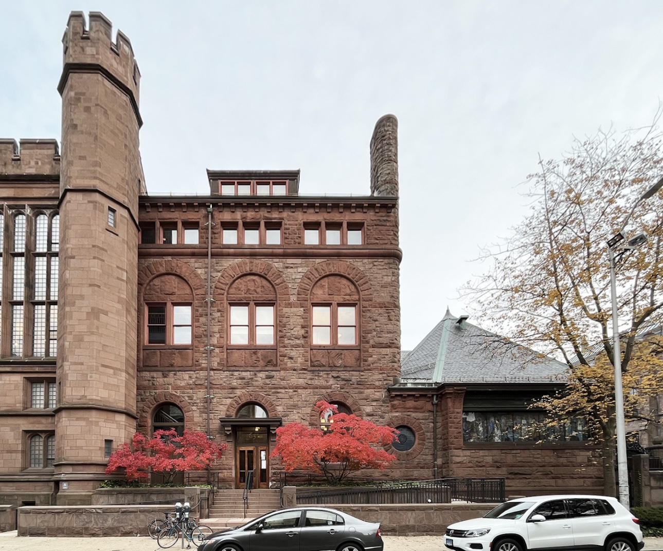 Richardsonian Romanesque – Buildings of New England