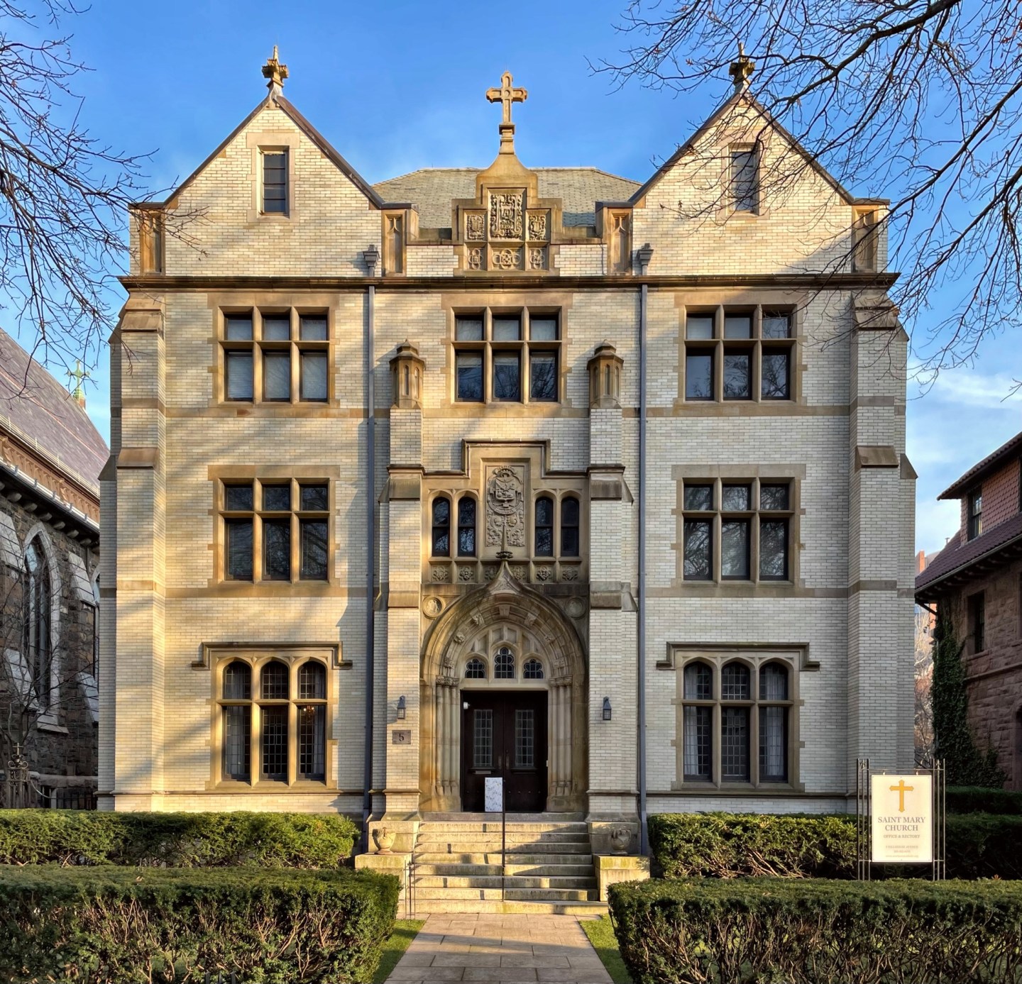 Neo-Gothic/Collegiate Gothic – Page 2 – Buildings of New England