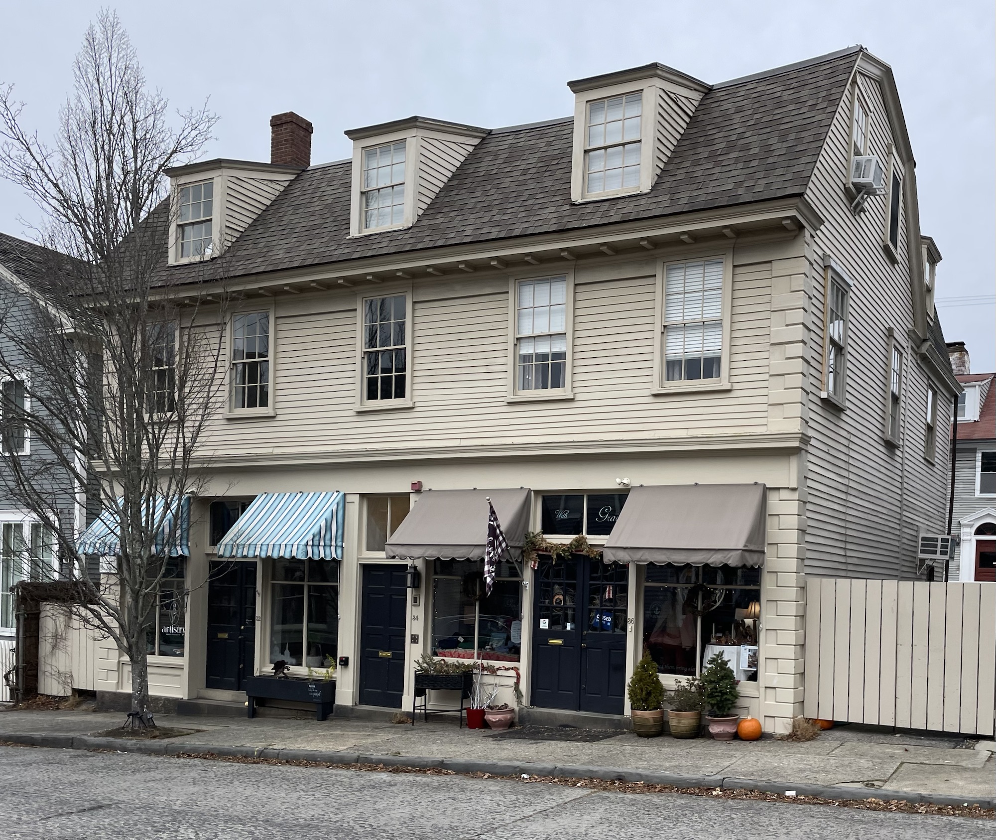 Captain Caleb Godfrey House // c.1740 – Buildings of New England