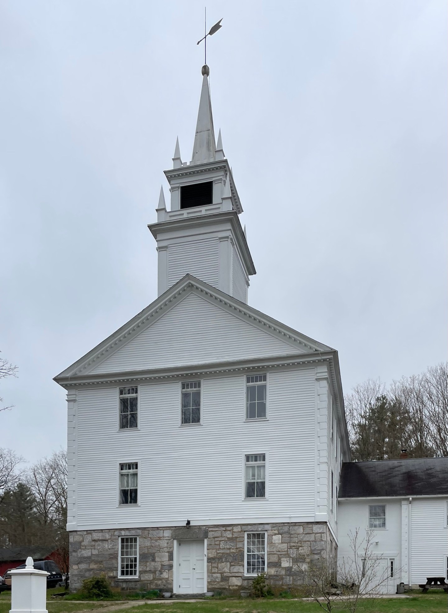 vernacular church – Buildings of New England