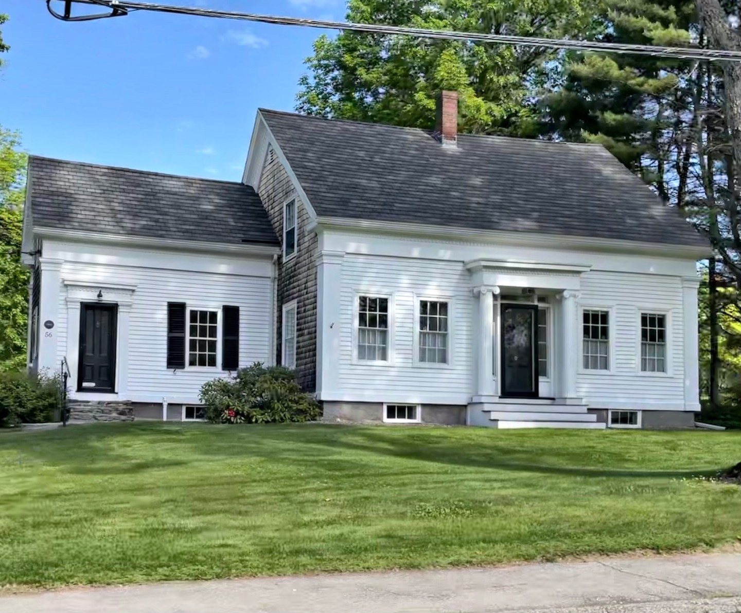 Cape House – Buildings of New England